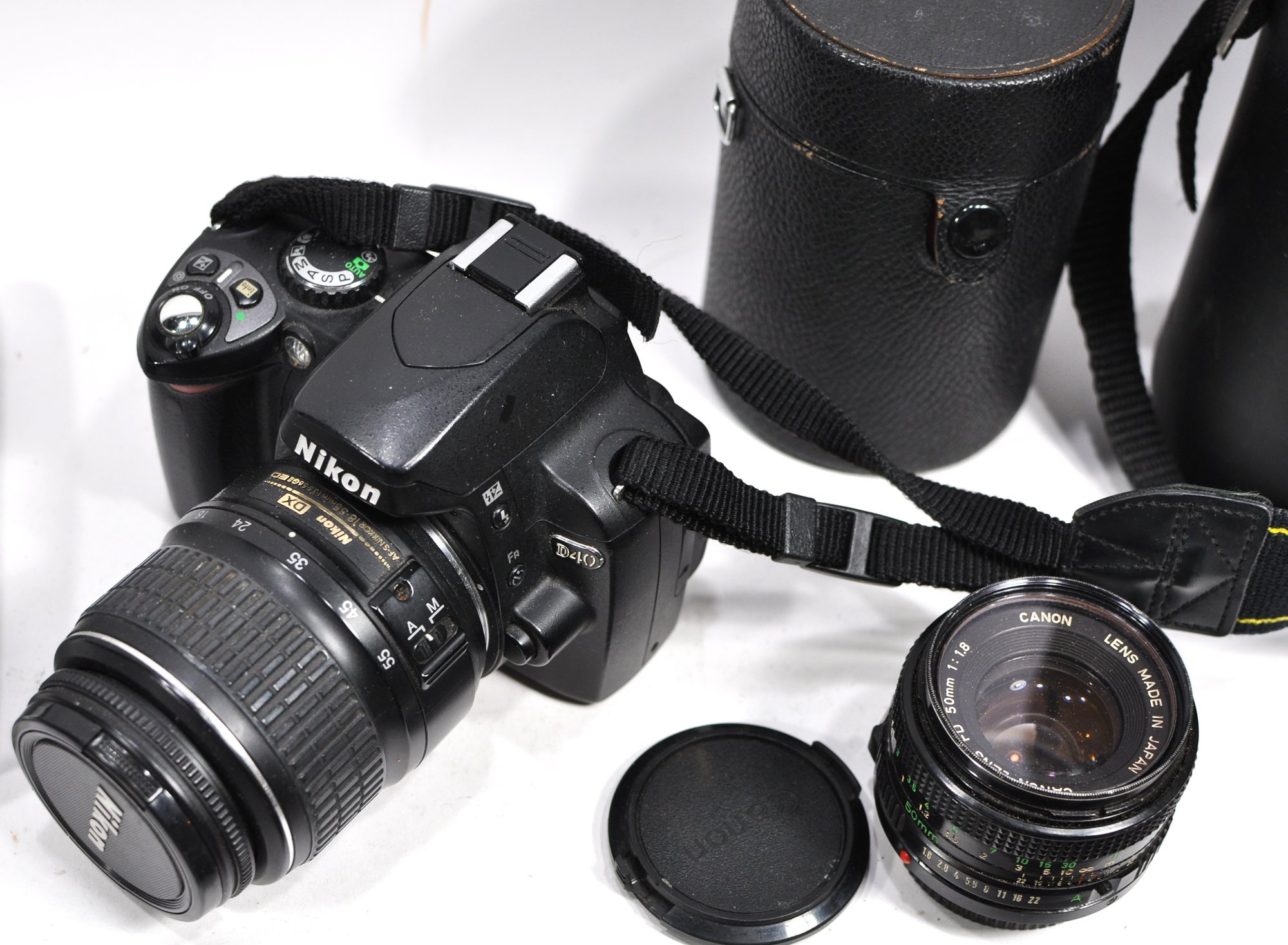 Mixed Lot Vintage & Modern Camera Gear Nikon DSLR, Polaroid, Film ...