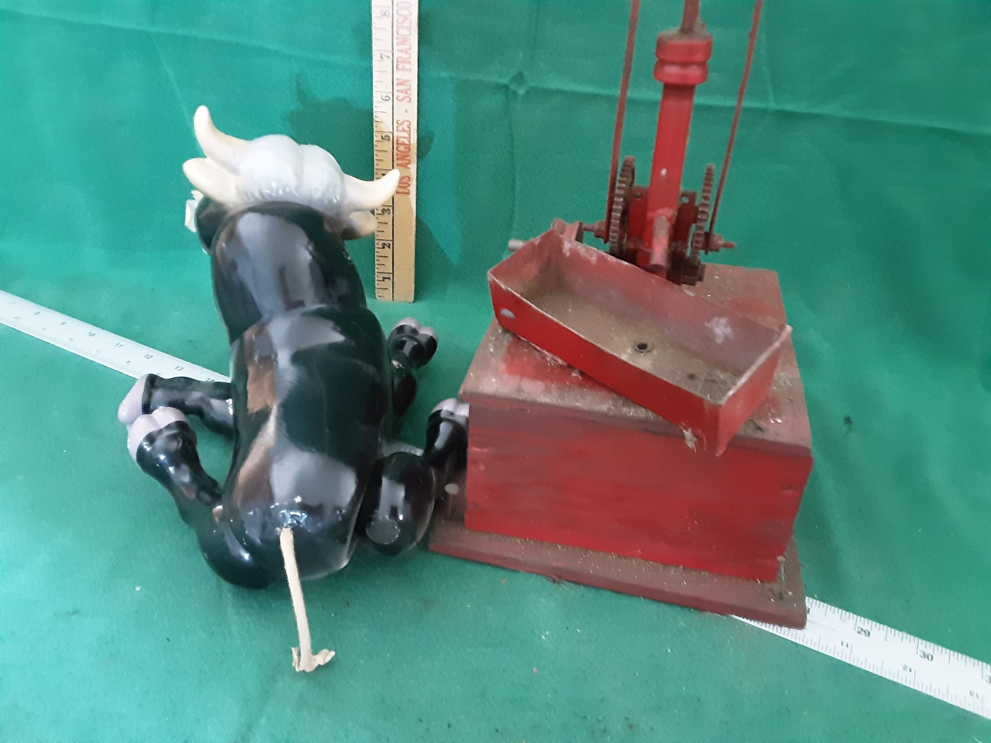 Vintage Disney Ferdinand Toy, Farm Display #5120 | Auctionninja.com