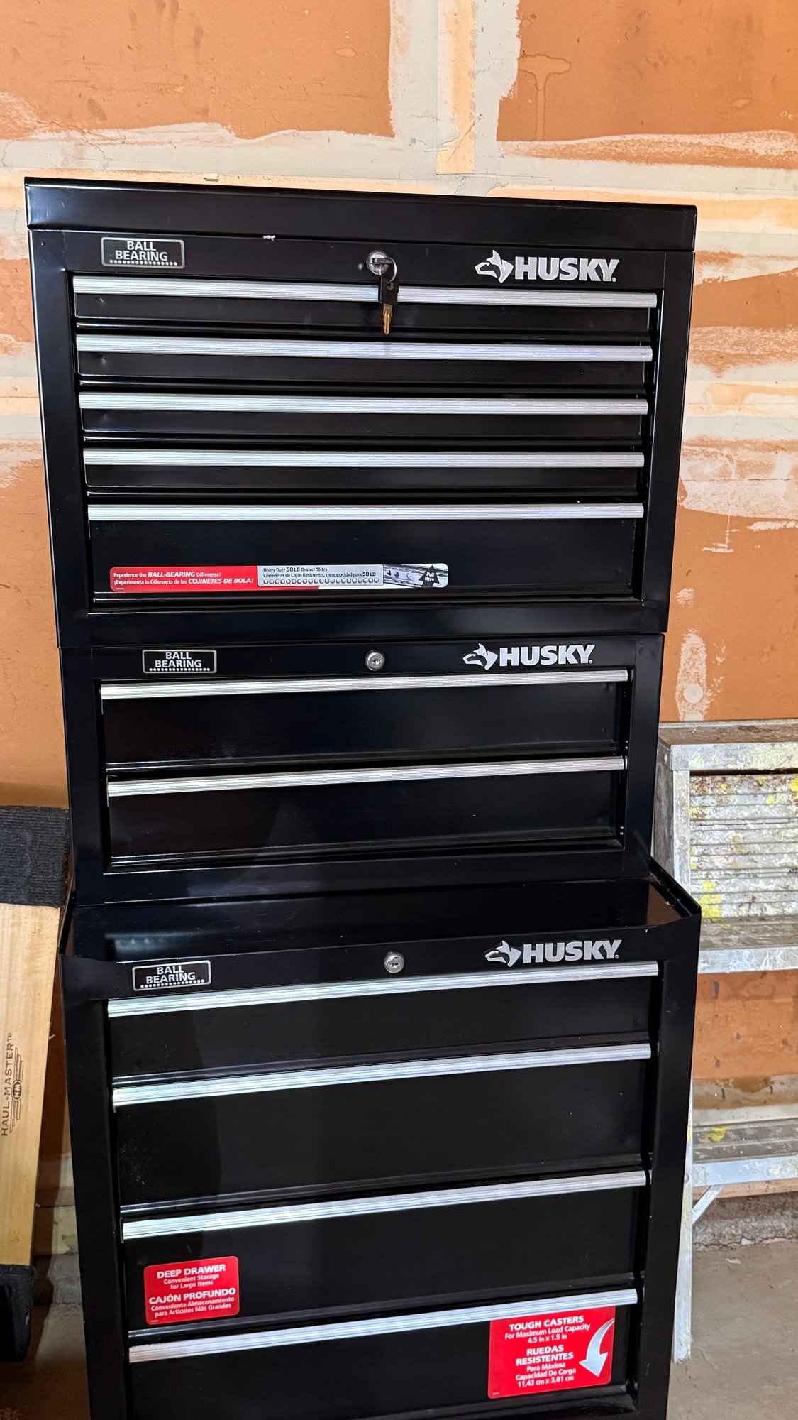 Husky Tool Chest Large #3771 | Auctionninja.com