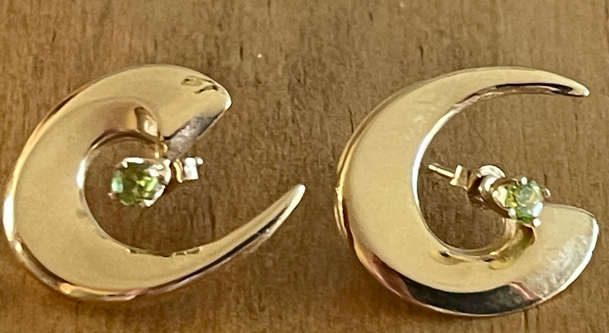 14K Yellow Gold Earring Covers & Peridot Stone Post Earrings - Total ...