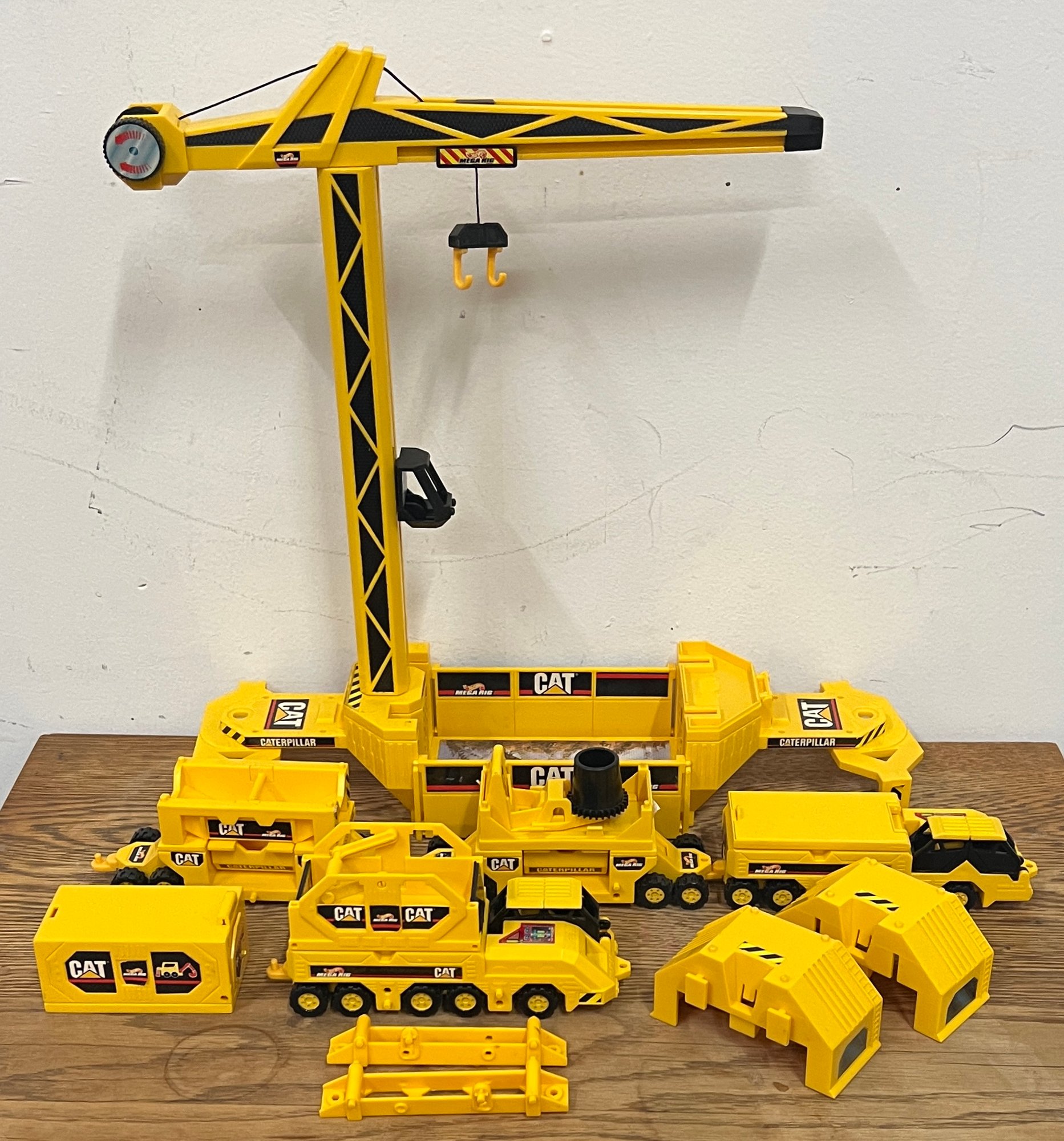 Assorted Hotwheels Mega Rig Caterpillar Toy Cranes And Equipment 1996 ...