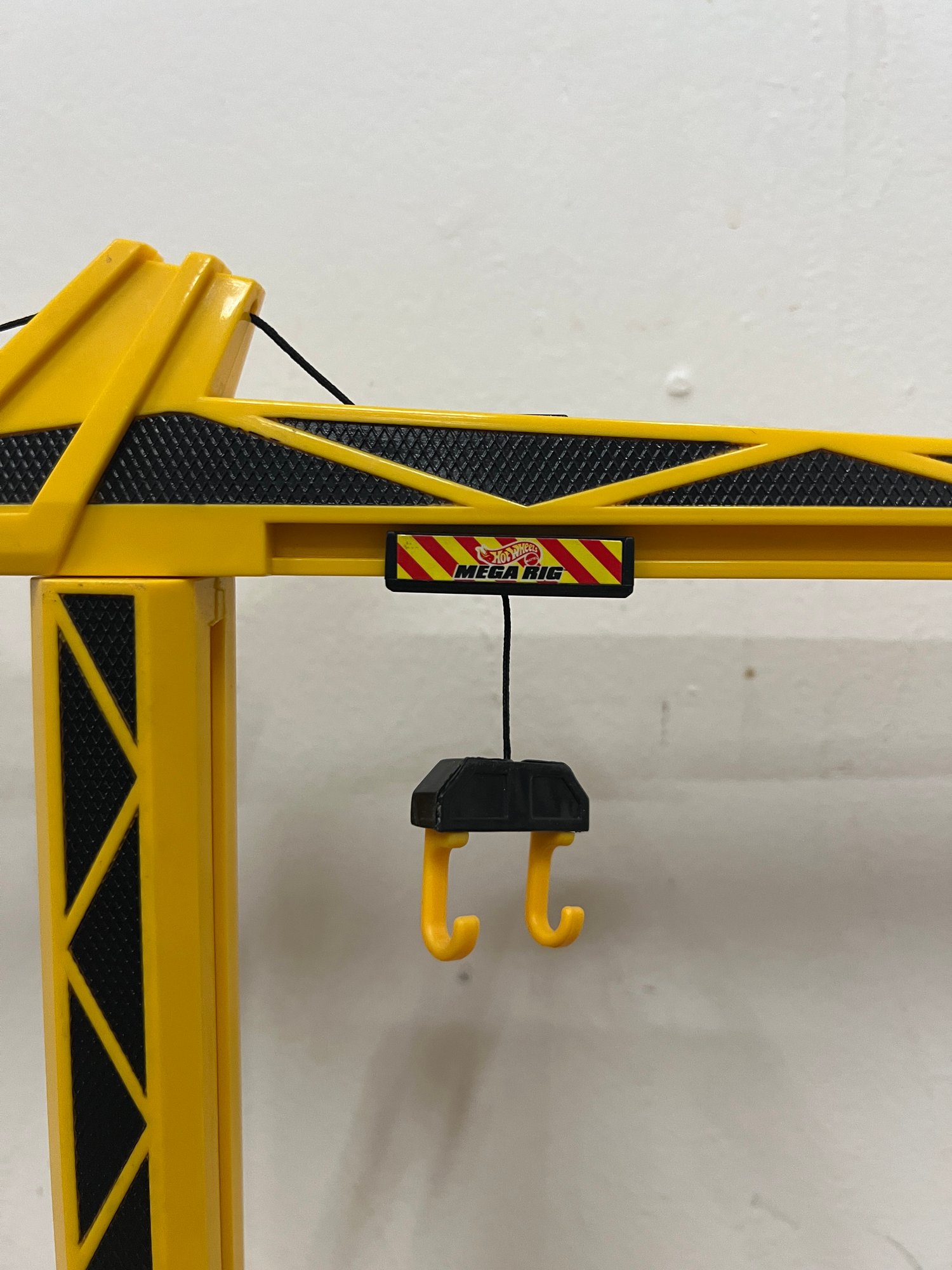 Assorted Hotwheels Mega Rig Caterpillar Toy Cranes And Equipment 1996 ...