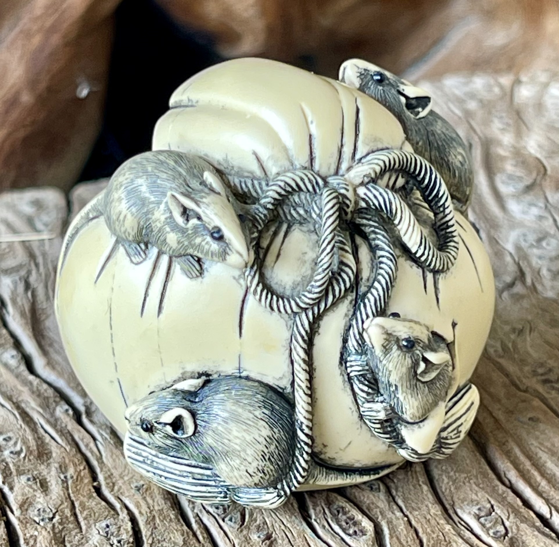 Peabody Museum Japanese Netsuke Resin Replica Rats And Rice Set #41483 ...