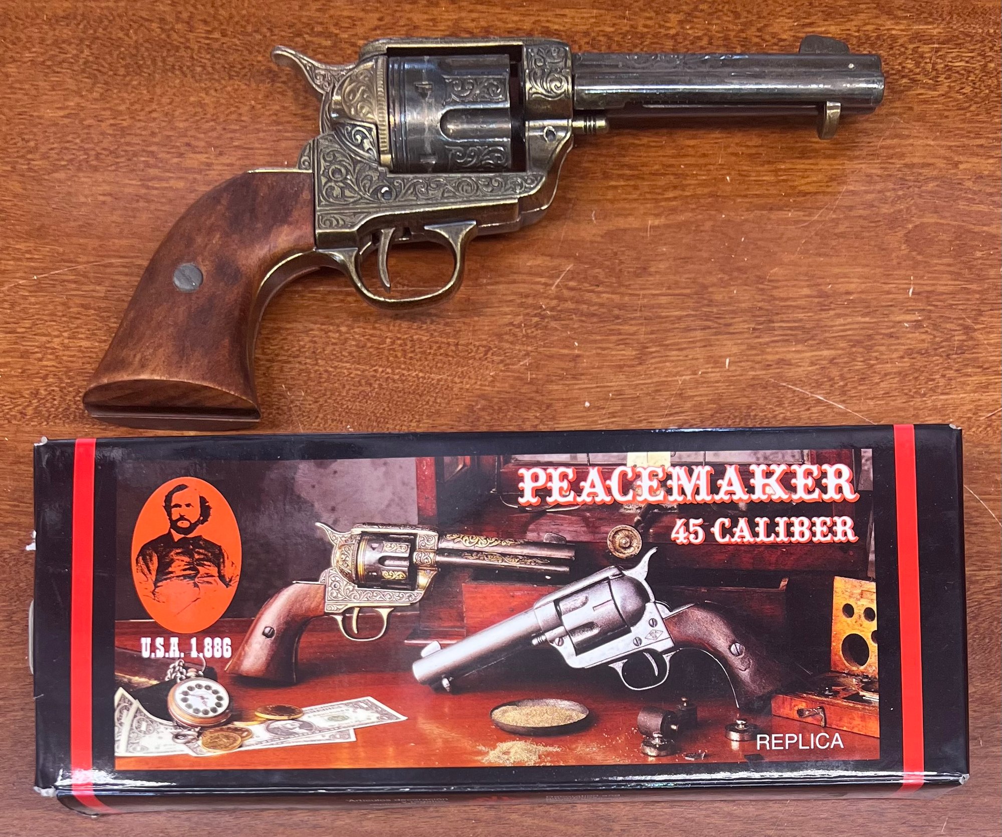 Denix Authentic Replica 1886 Peacemaker 47 Caliber Revolver With Box ...