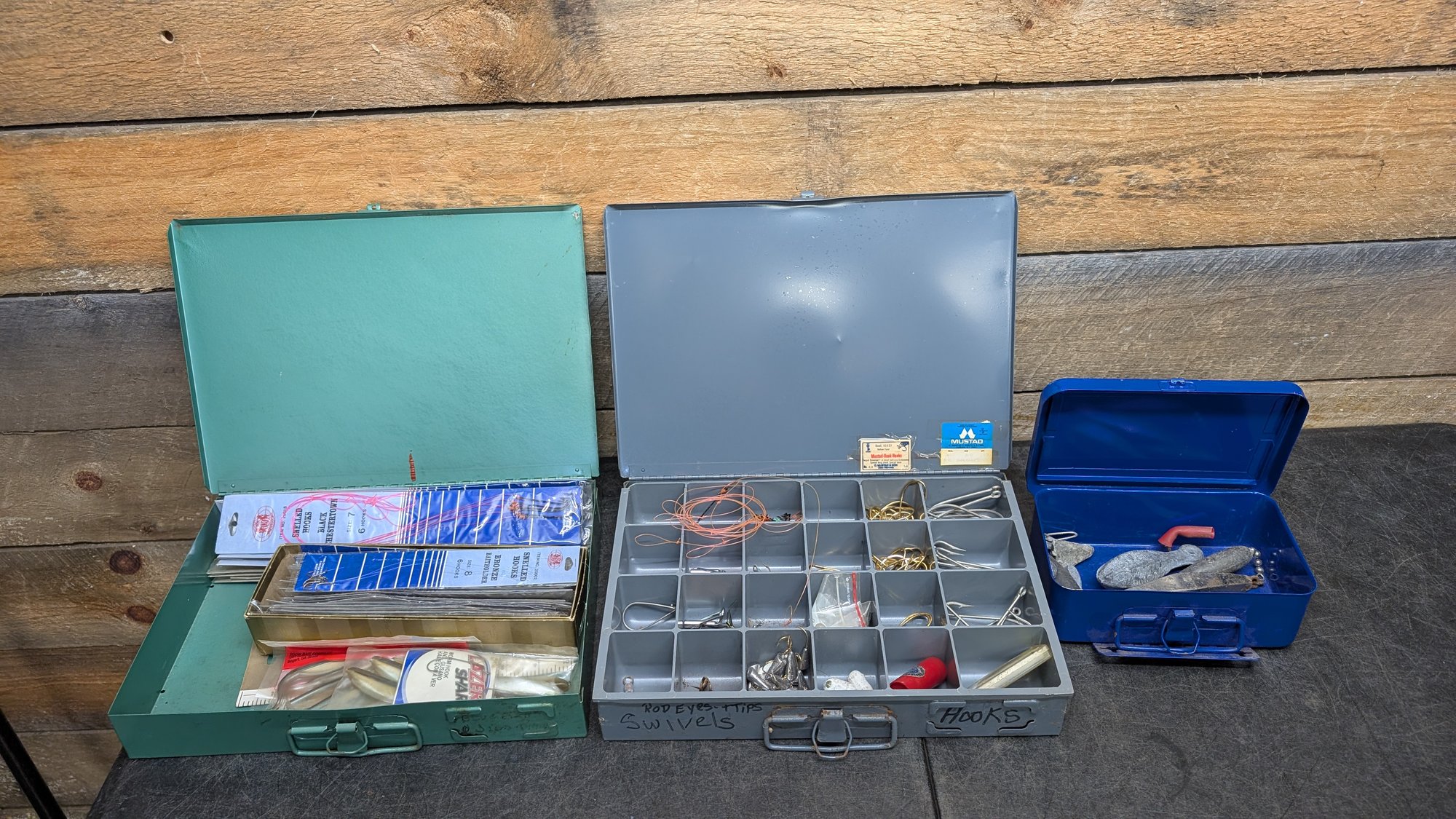 Fishing Tackle Box Lot J4 #32068 | Auctionninja.com