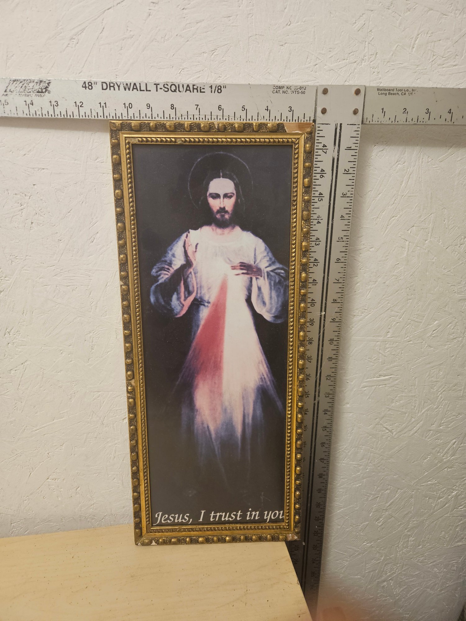 Tall Frame Of A Portrait Of Jesus #2457 | Auctionninja.com