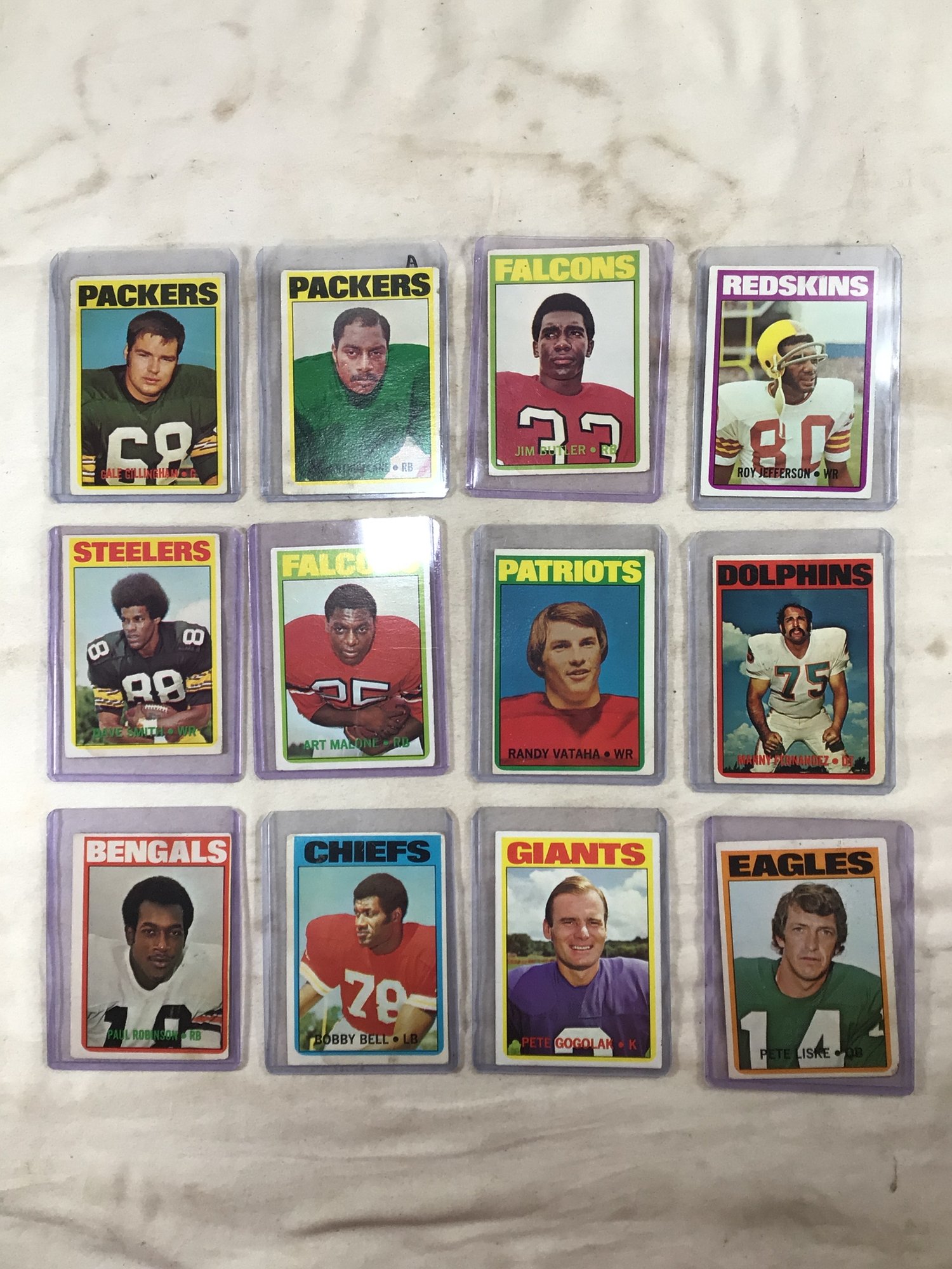 12 Early 1970s NFL Football Cards - All In Protective Sleeves ...