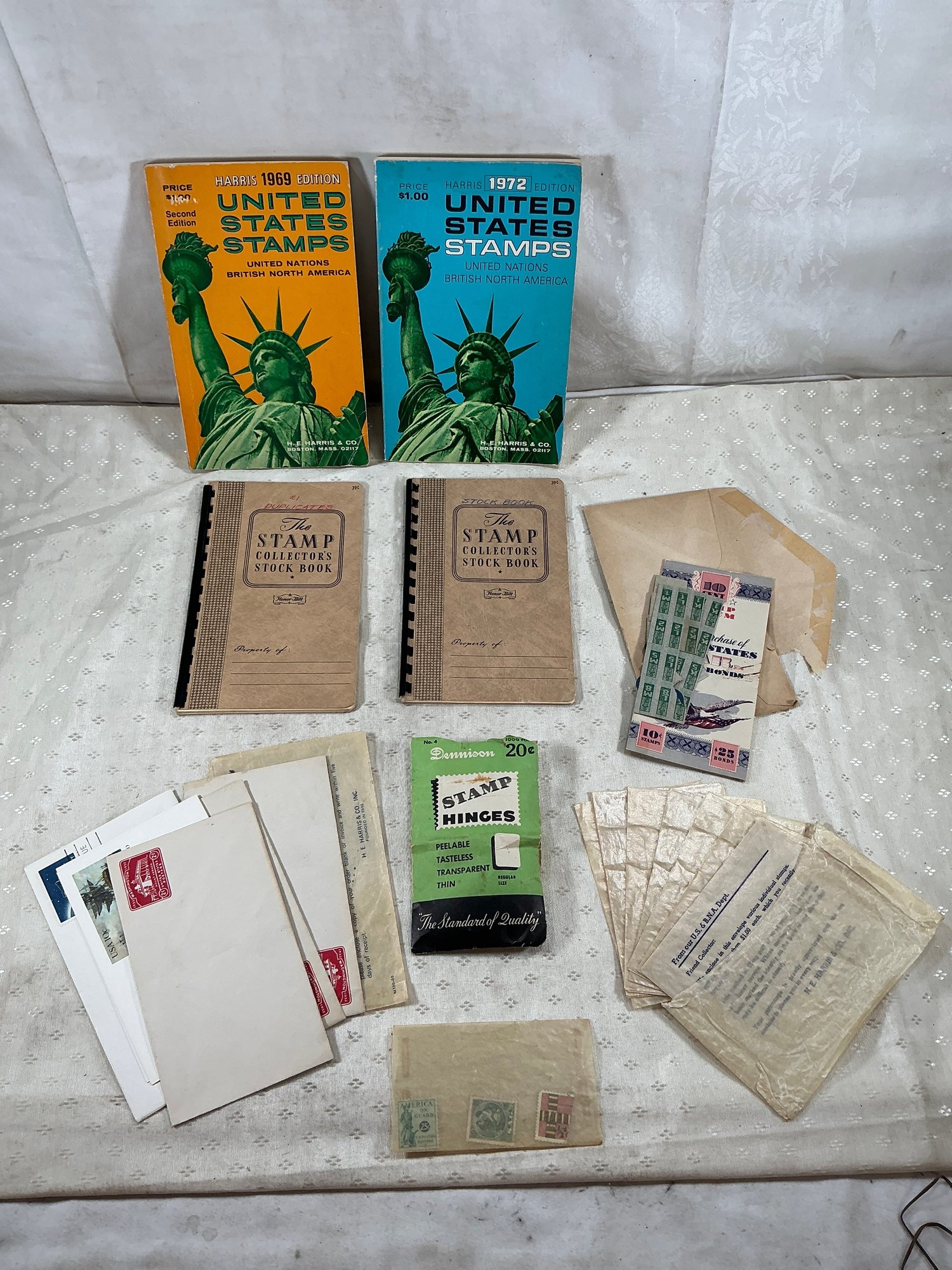 Vintage 1969 & 1972 United States Stamps Guides, 2 Stamp Collectors ...