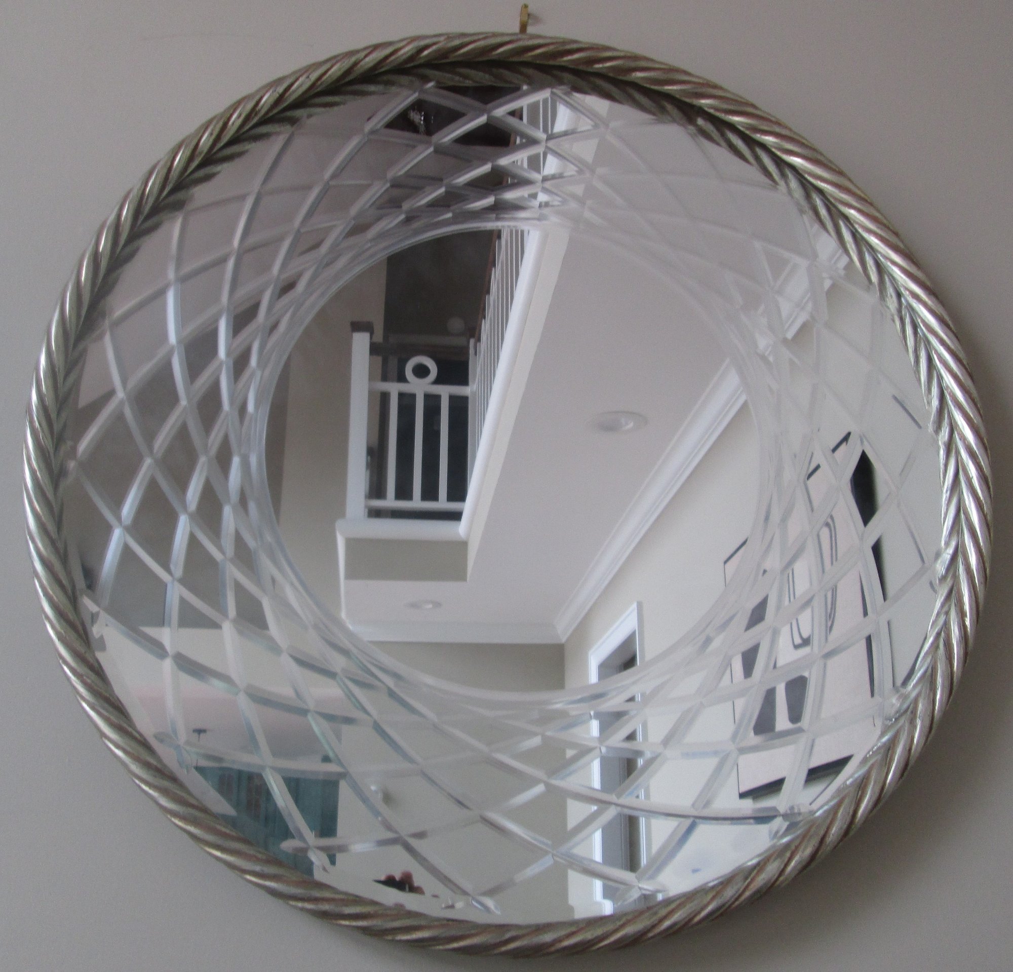 Fantastic Cut Glass Design Wall Mirror #7070 | Auctionninja.com