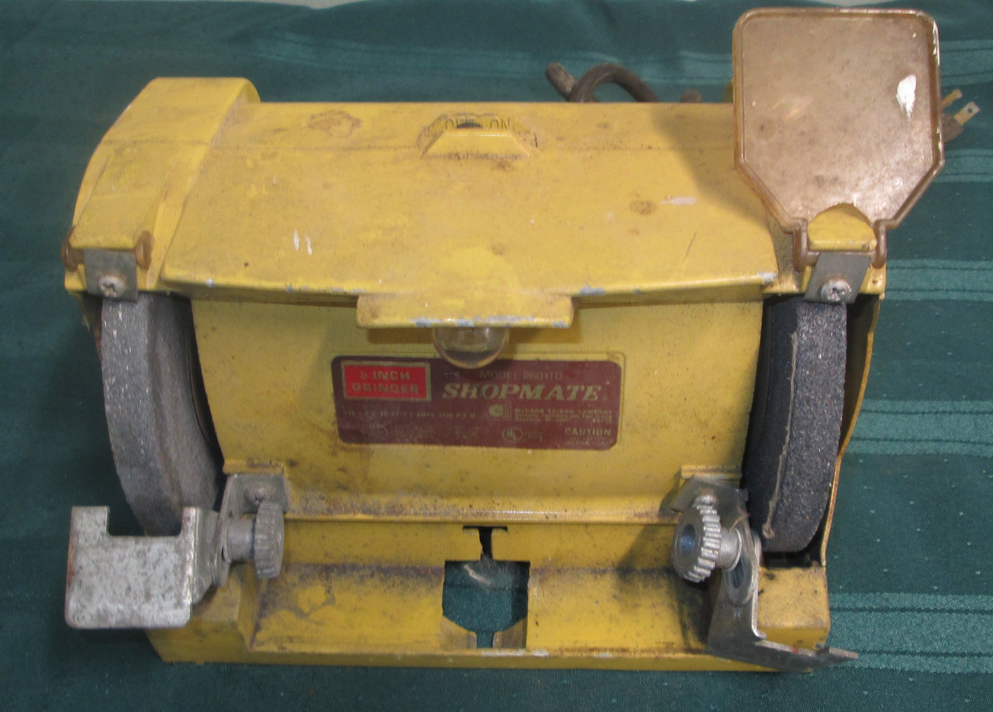 Shopmate 5" Double Wheel Grinder #8009 | Auctionninja.com
