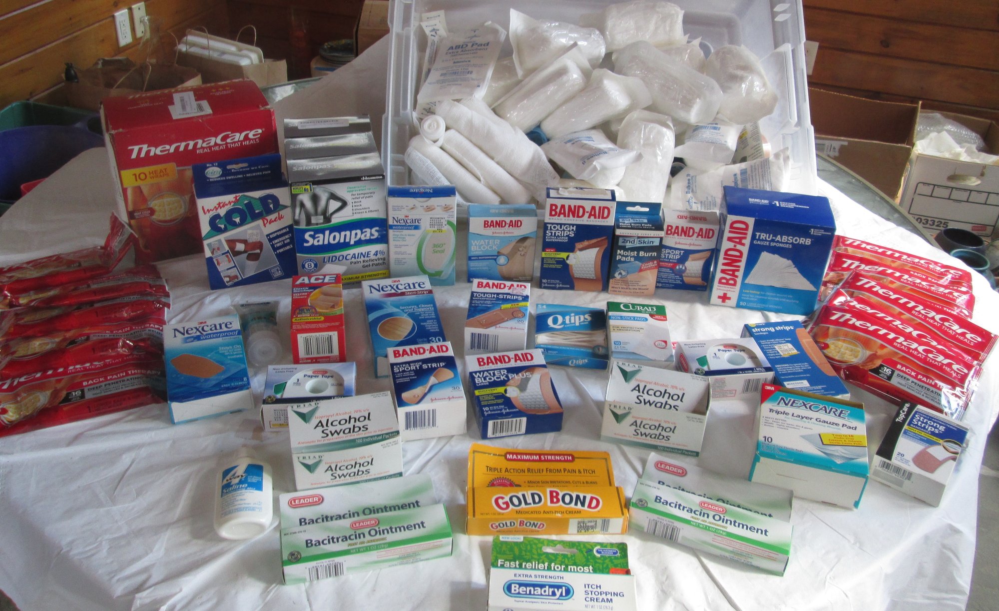 In Case Of Emergency.... Here Is The Mega First Aid Lot #8412 ...