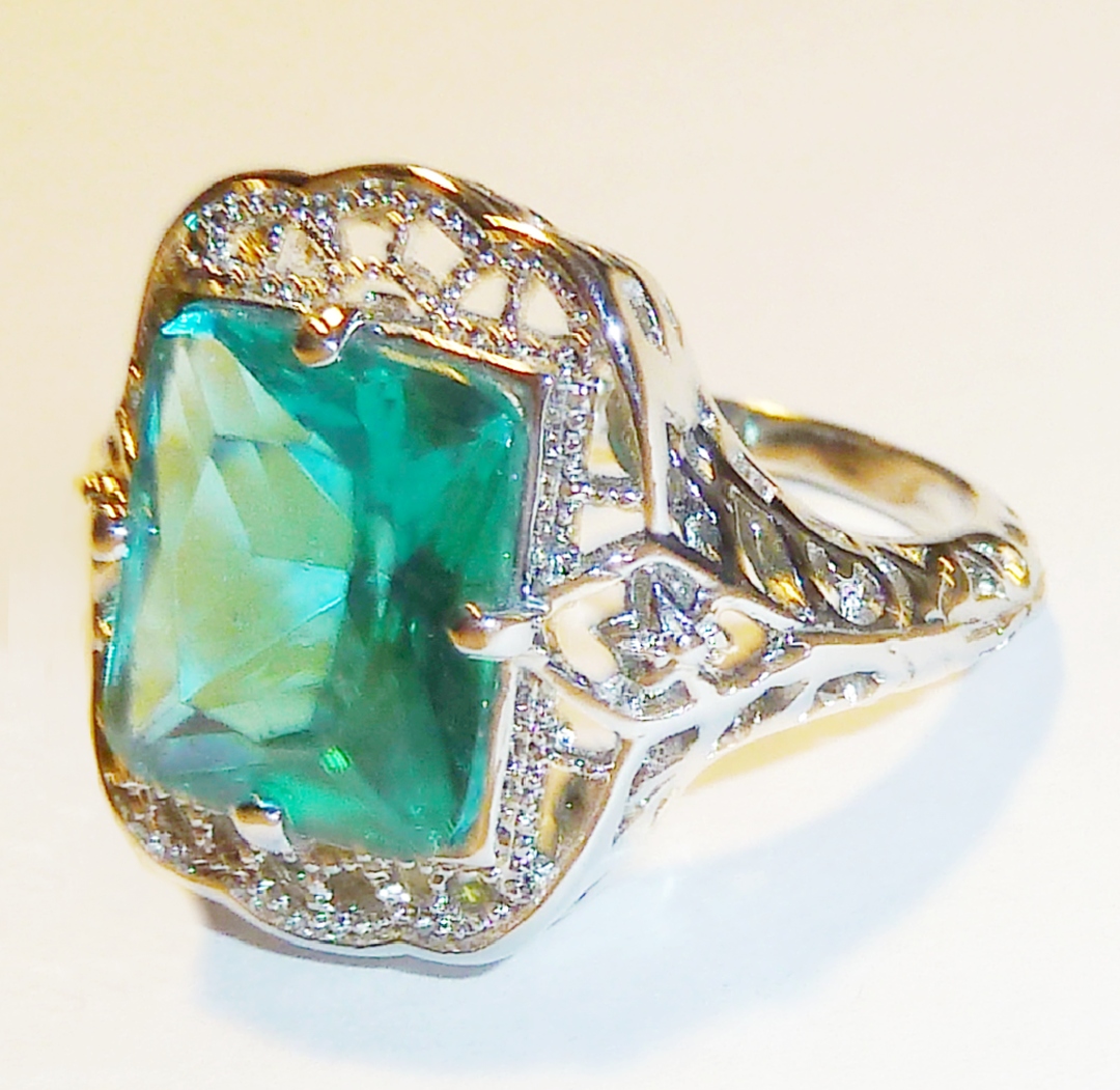 Filigree Green Stone Ring Mkd 925, SIZE 8.25 #8956 | Auctionninja.com