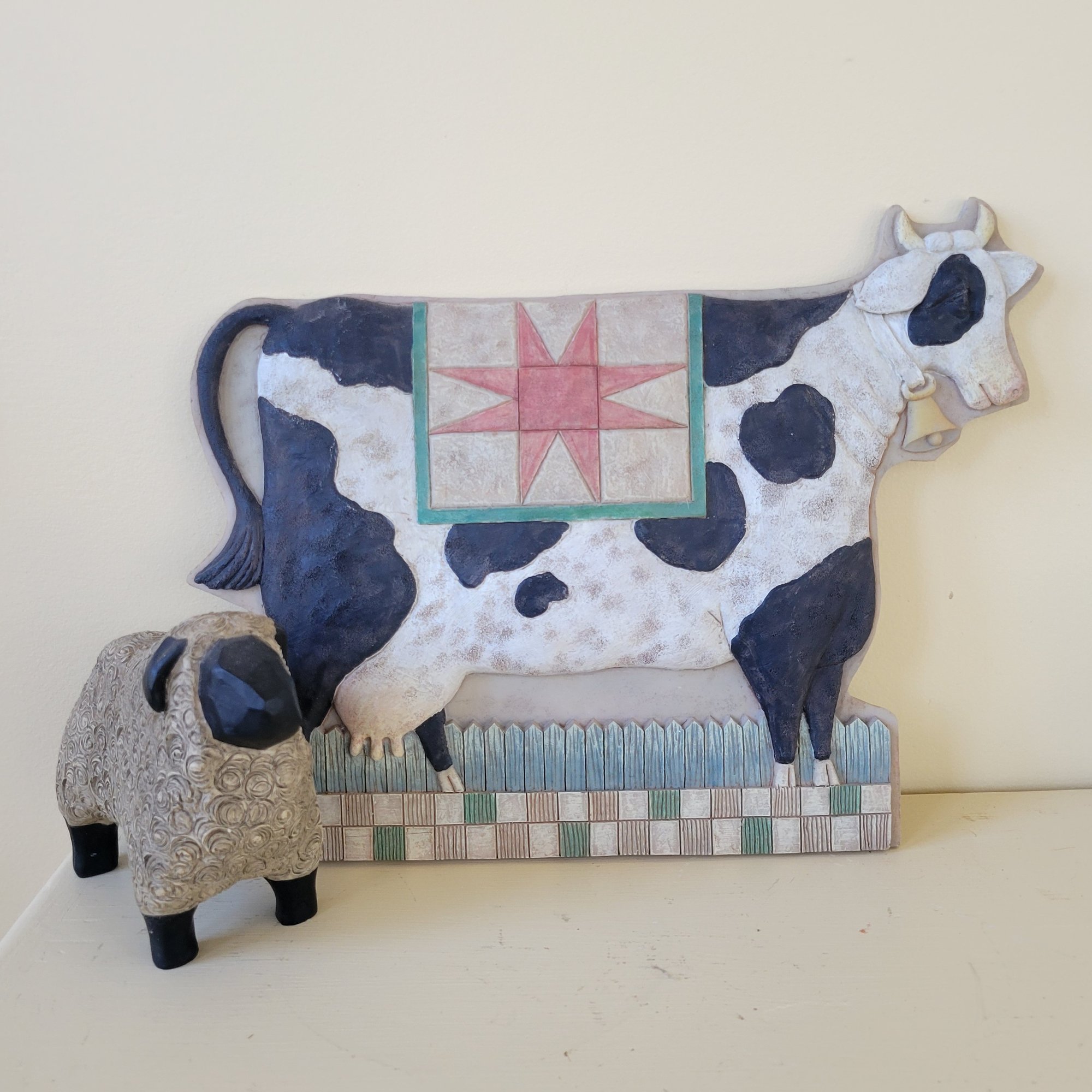 Jim Shore Cow Plaque And Unmarked Sheep Figure (porch) #51644 ...