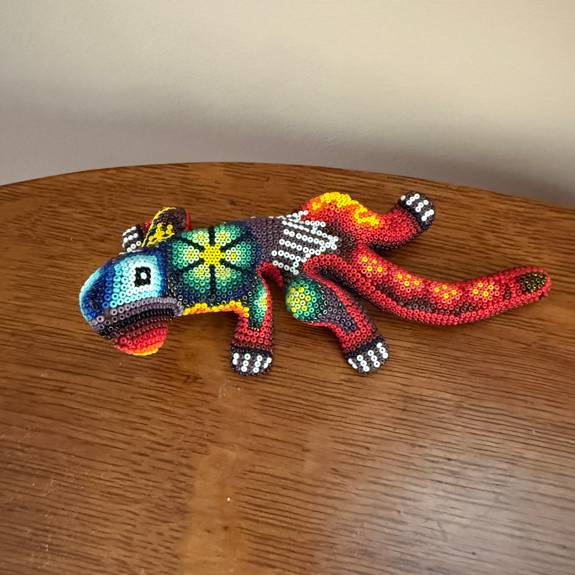 Huichol Hand Beaded Lizard (LR) #92100 | Auctionninja.com