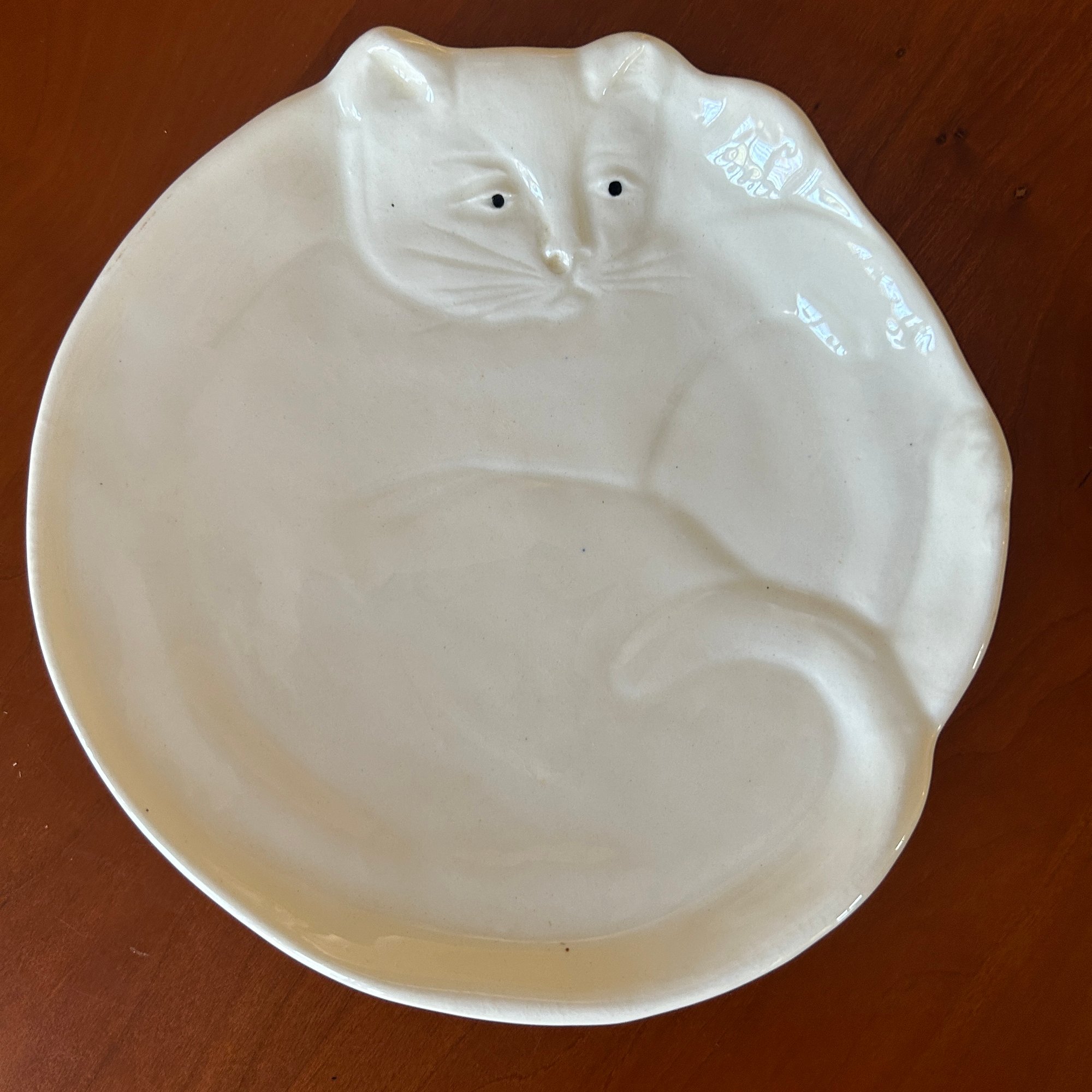 Vintage FLAT EARTH STUDIO Ceramic Cat Plate #66229 | Auctionninja.com