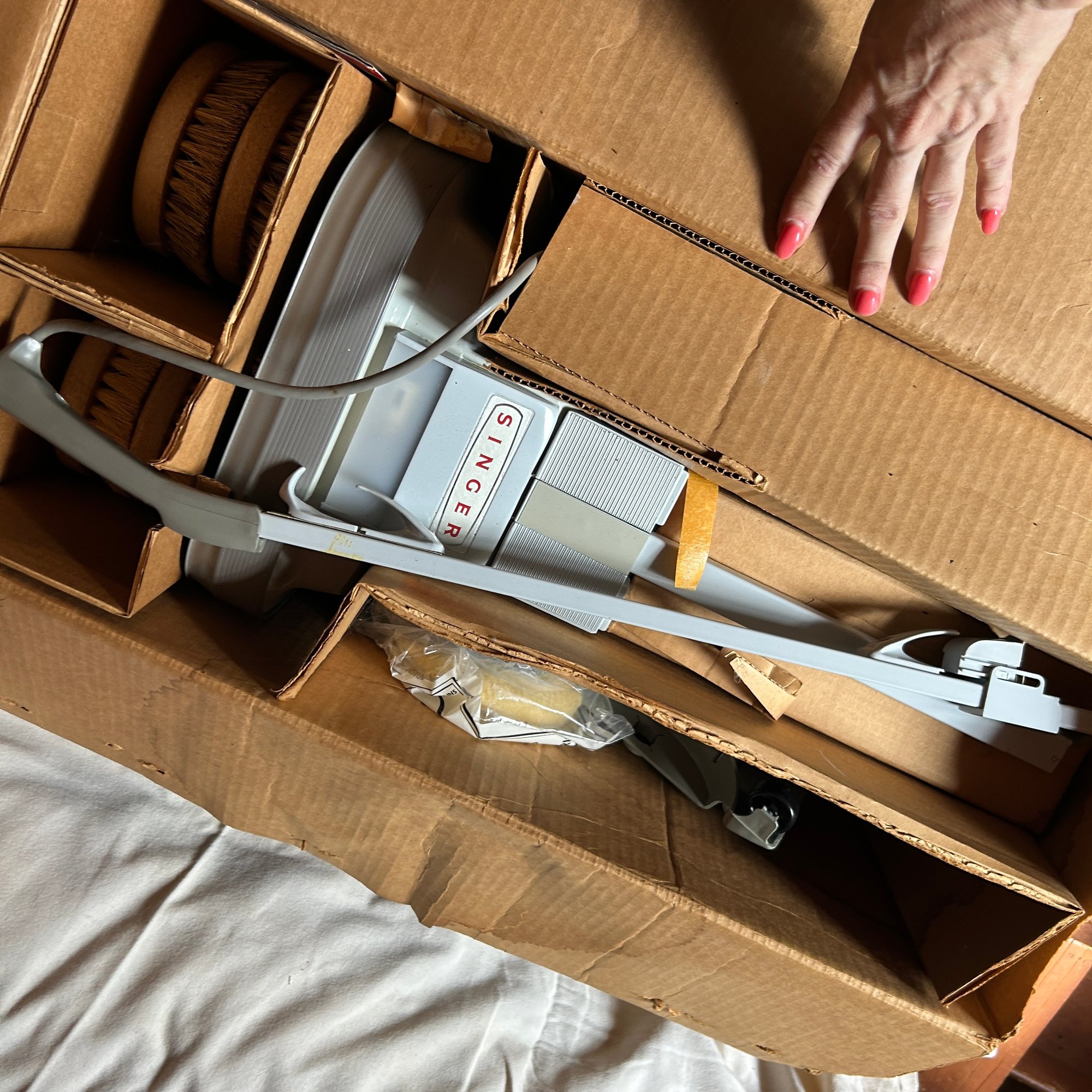 Vintage Singer Rug Cleaner & Floor Polisher (up1) *63657 #63857 ...