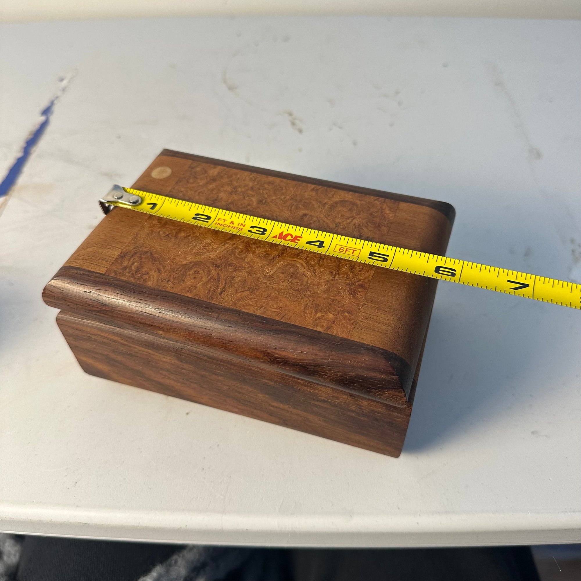 Burl Wood Swivel Lid Box #119577 | Auctionninja.com