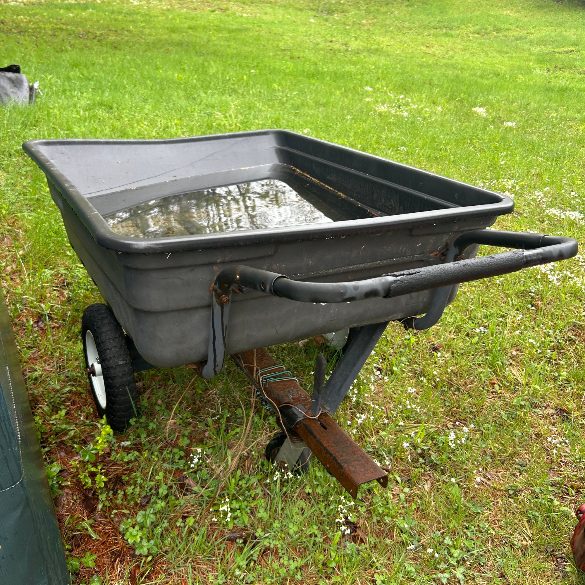 Lawn Cart (yard) #89270 | Auctionninja.com