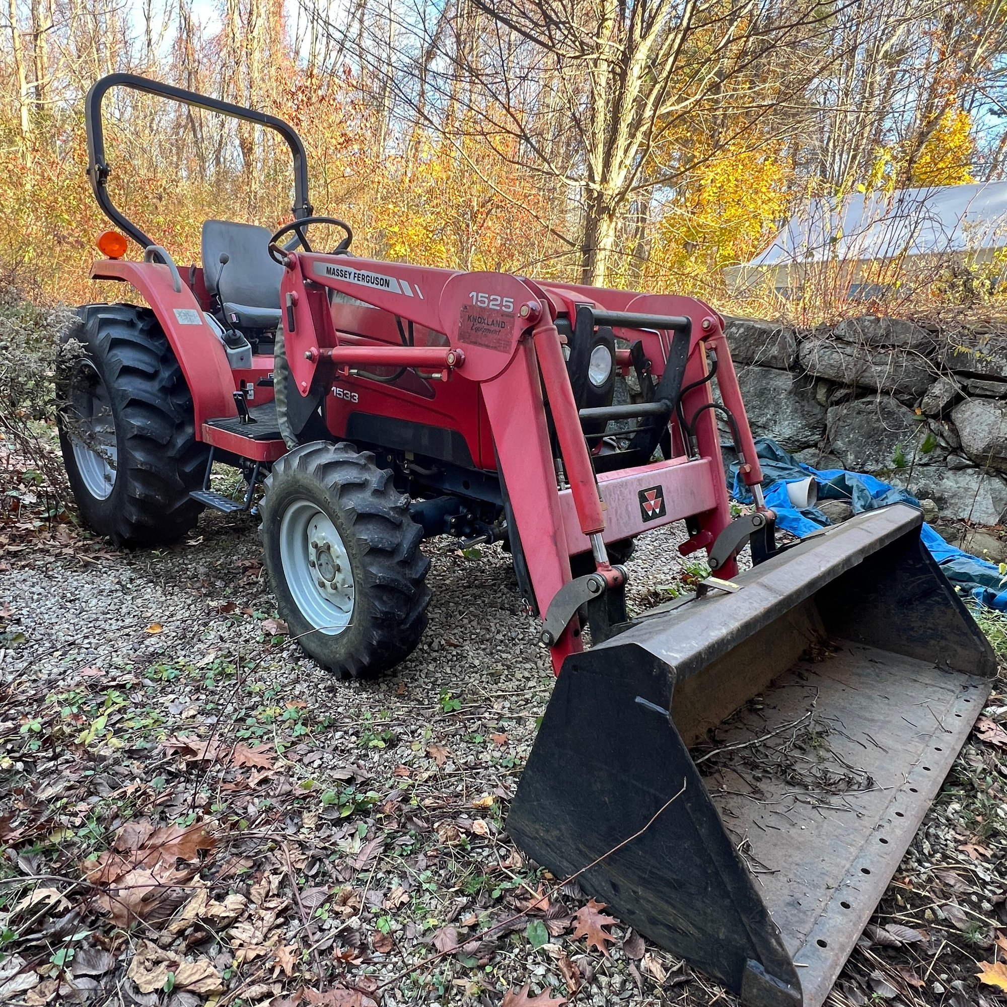 Massey-ferguson 1525 Tractor #119271 | Auctionninja.com