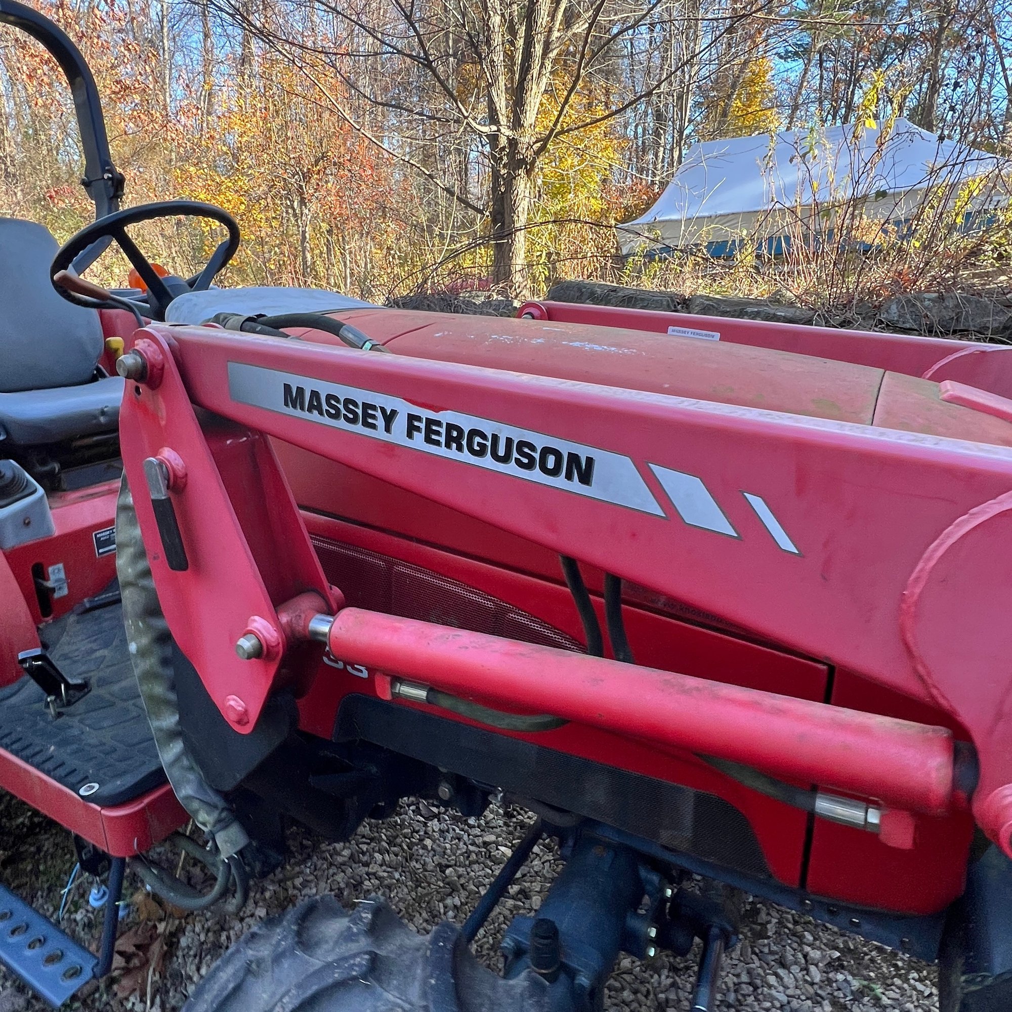 Massey-ferguson 1525 Tractor #119271 | Auctionninja.com