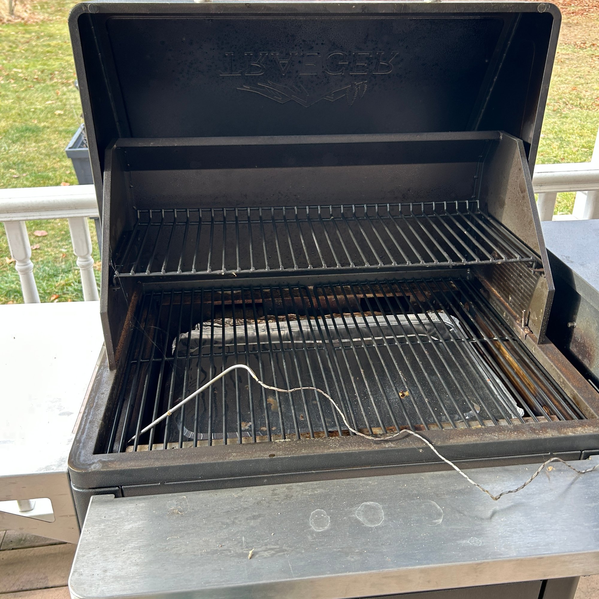 Wow! TRAEGER Silverton 620 Wood Pellet Grill With WiFIRE (Deck) #75531 ...