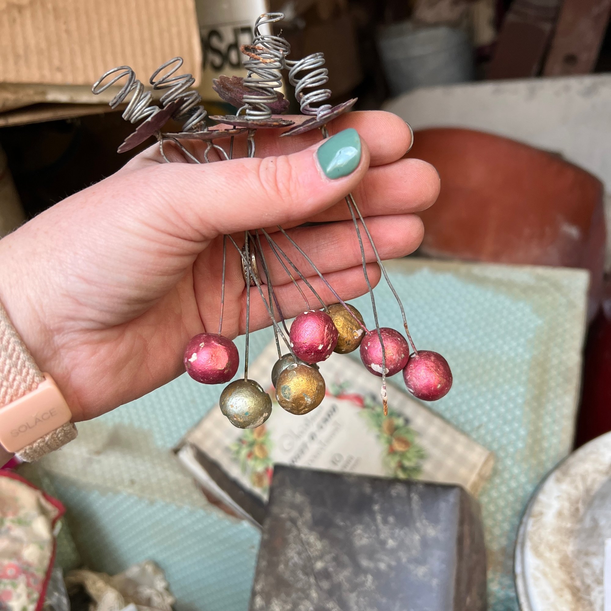 Vintage Christmas Tree Candle Weights (Tent) #114927 | Auctionninja.com