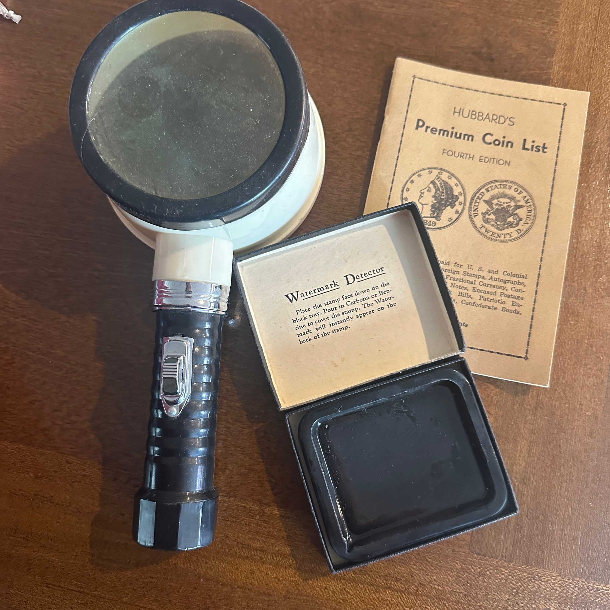 Large Lighted Magnifier, Watermark Detector, & Coin List (BNA) #77693 ...