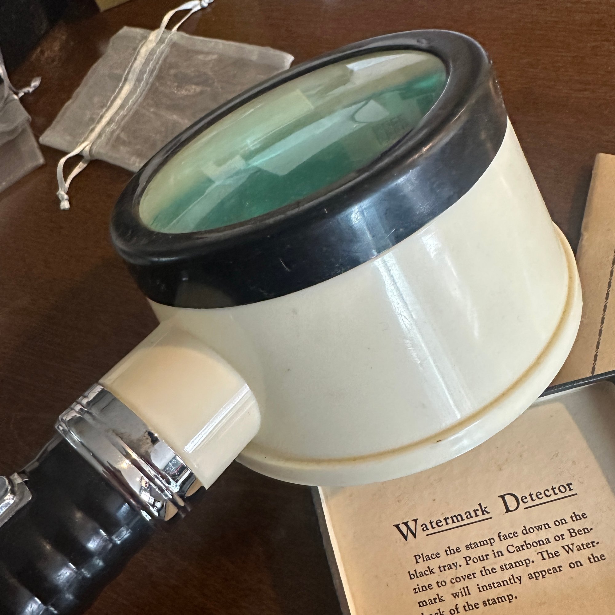 Large Lighted Magnifier, Watermark Detector, & Coin List (BNA) #77693 ...