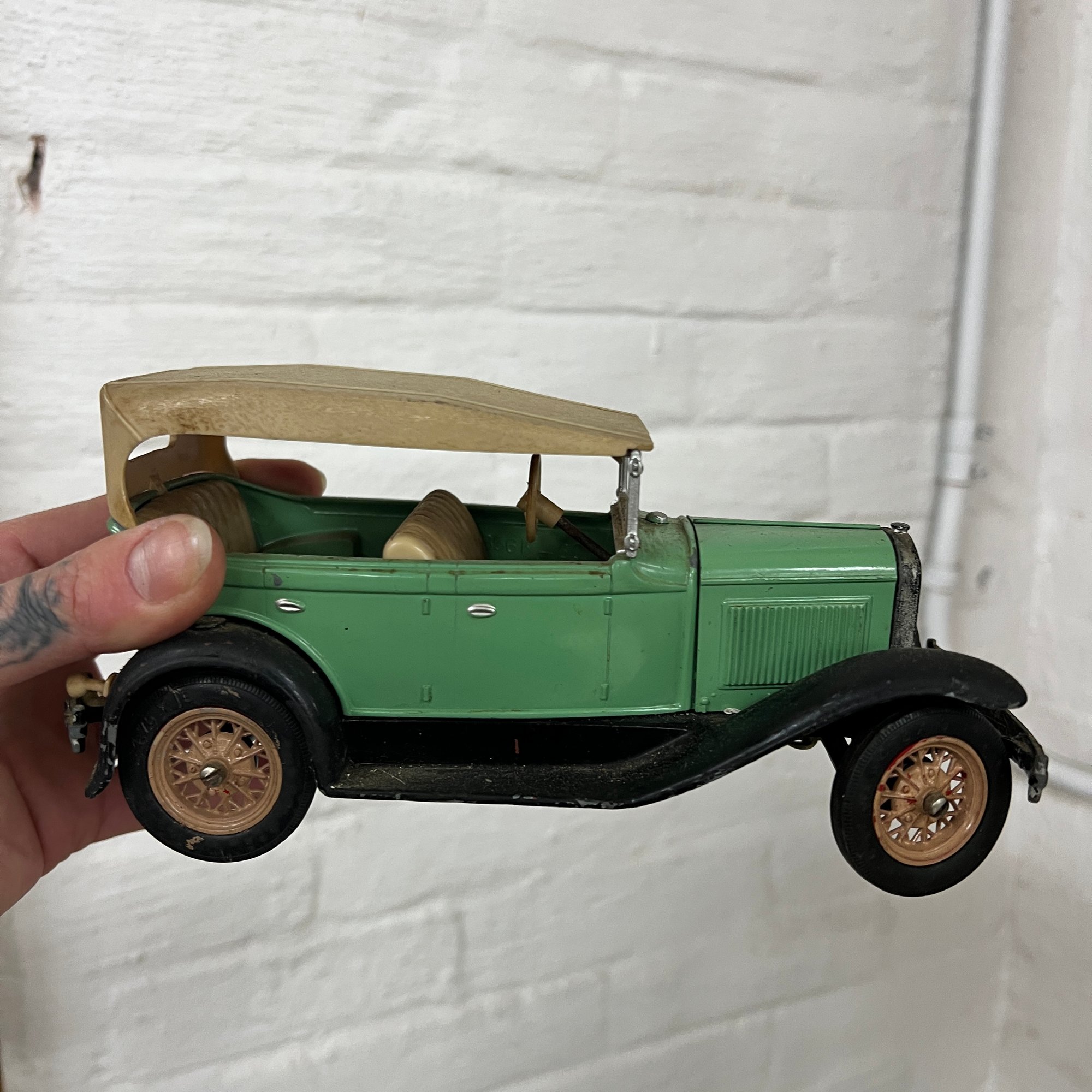 Fantastic Lot Of Vintage Die Cast And Cast Iron Toy Cars (l1) #78778 ...