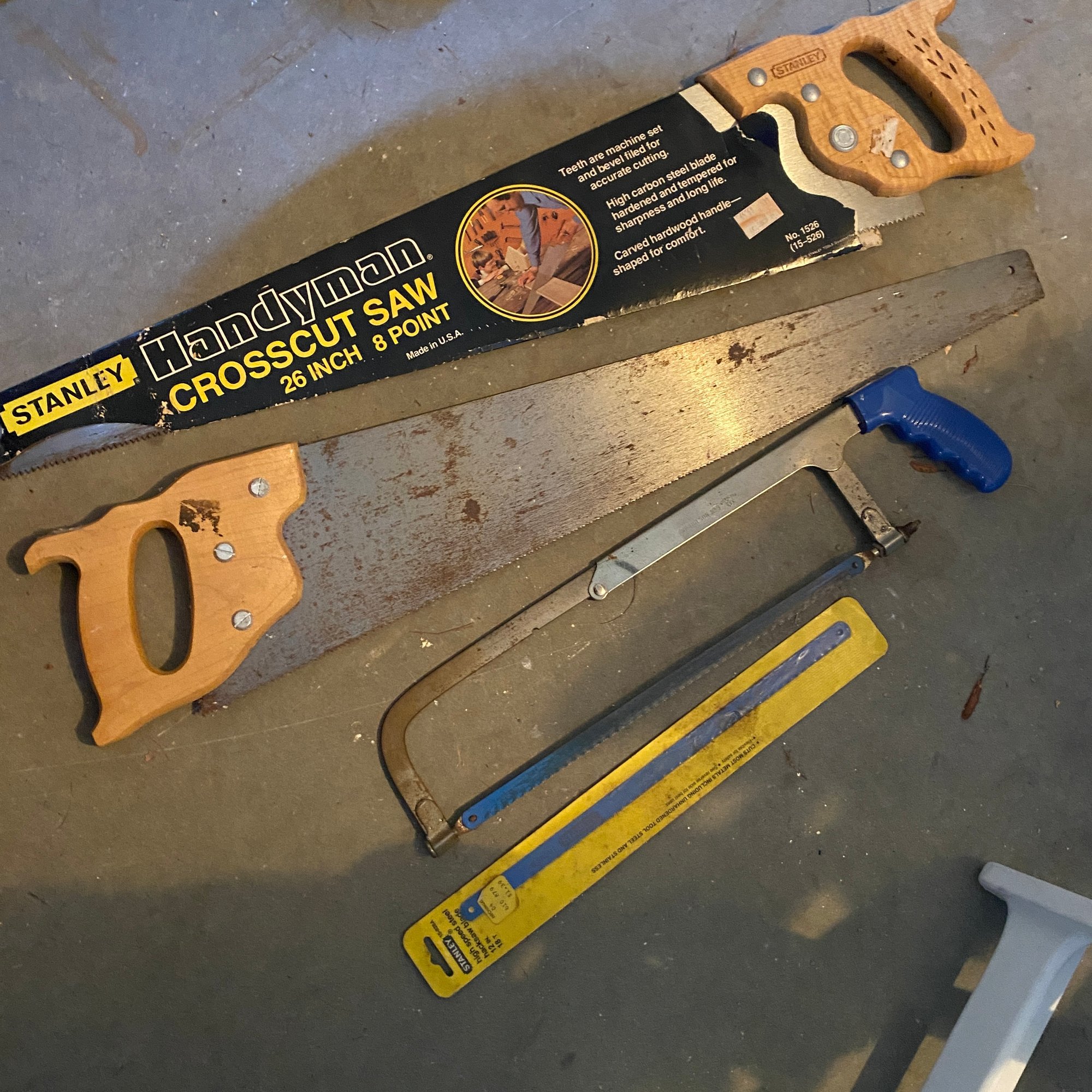 Stanley Crosscut Saws, Large Hand Saw & Hacksaw With Replacement Blade ...