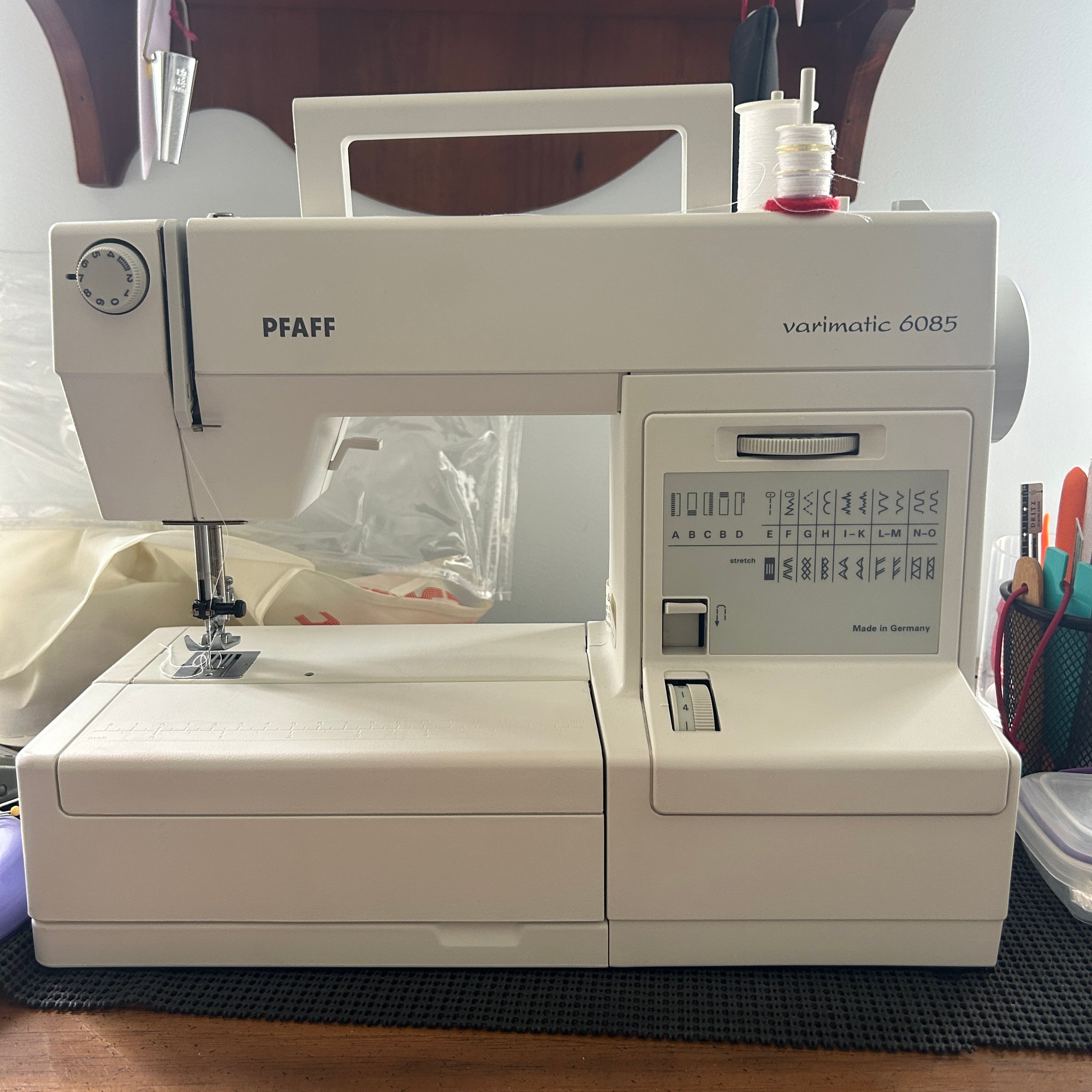 PFAFF Sewing Machine: VARIMATIC 6085 - Machine Only, Cabinet Sold ...
