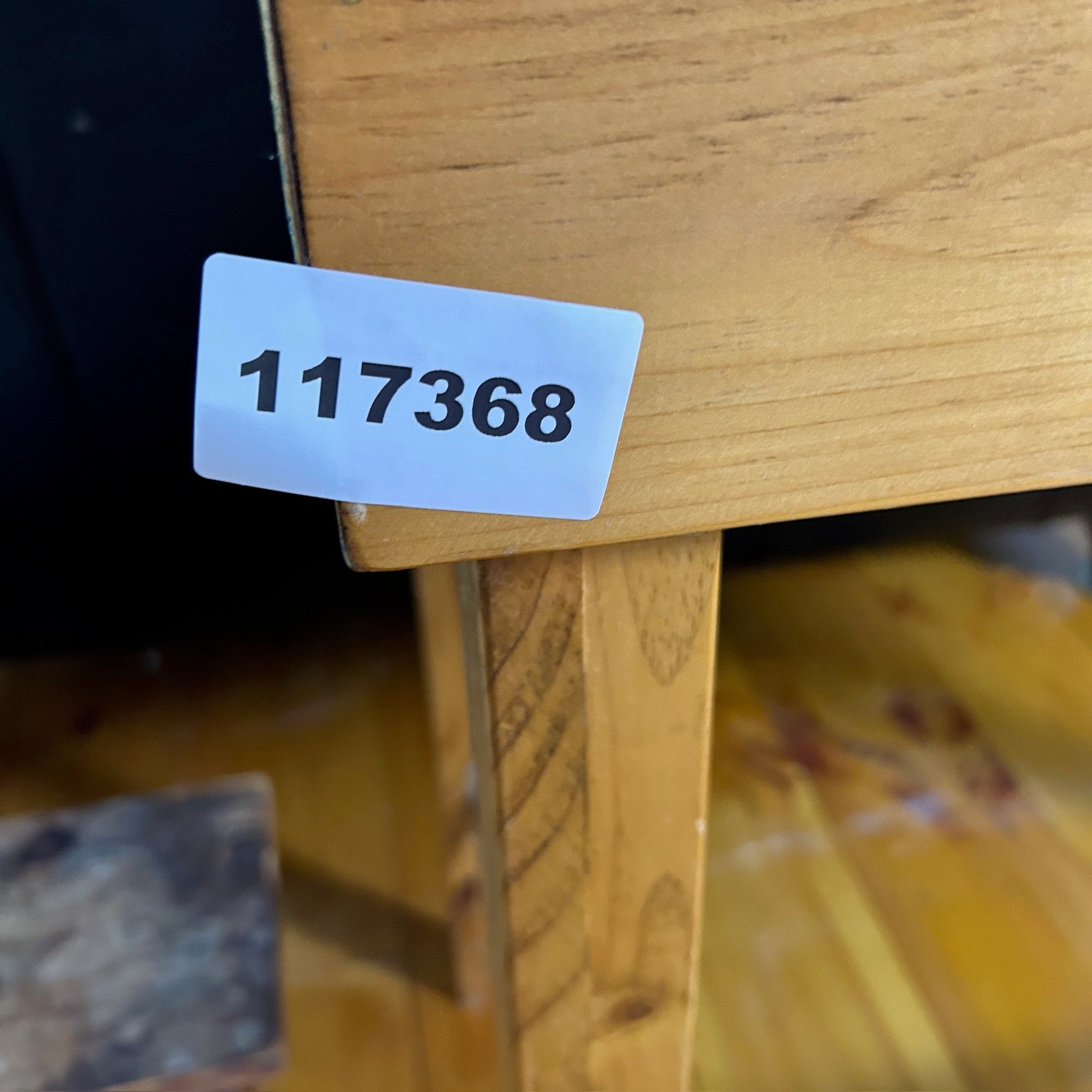 Rustic Pine Console Table (LR) #117368 | Auctionninja.com