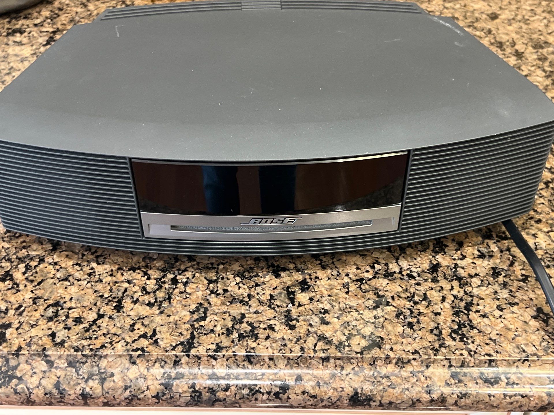 BOSE Wave Music System Model AWRCC1 #1092 | Auctionninja.com