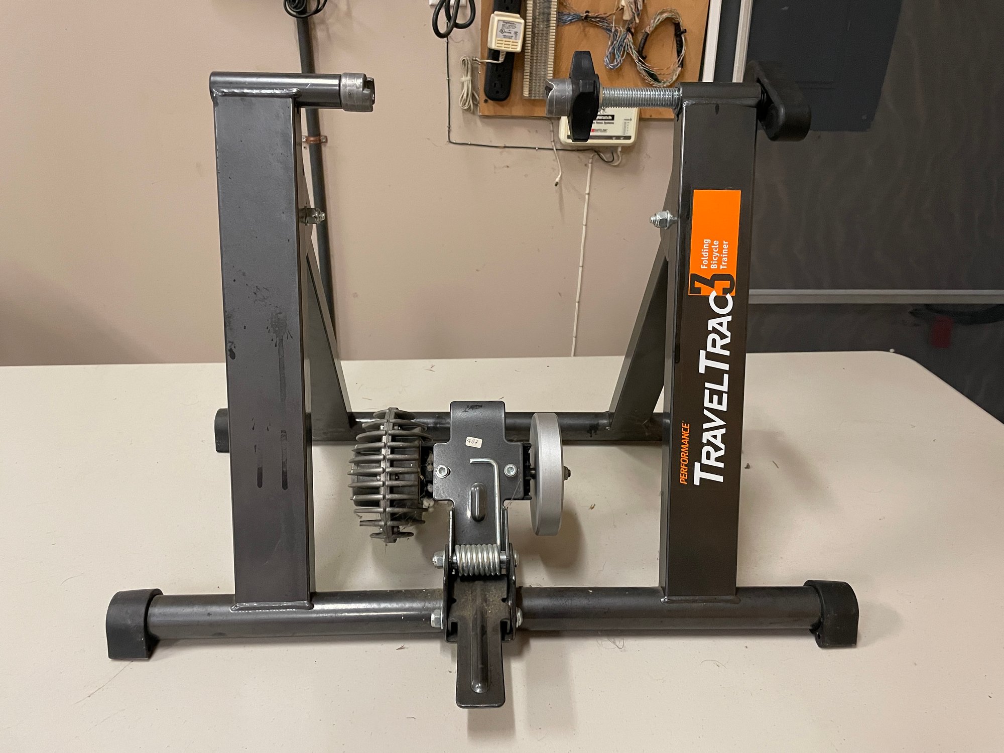 PERFORMANCE TRAVEL TRAC 3 FOLDING BICYCLE TRAINER #15377 | Auctionninja.com