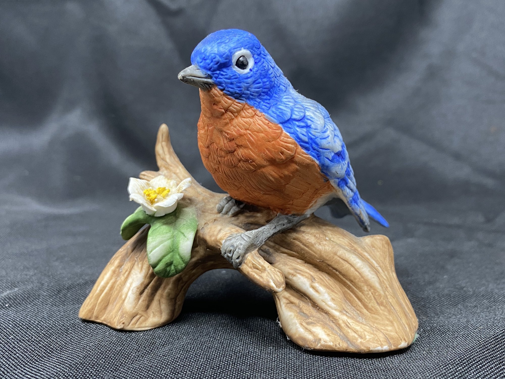 VINTAGE CERAMIC BLUEBIRD FIGURINE BY VALENTINO IN TAIWAN #11637 ...