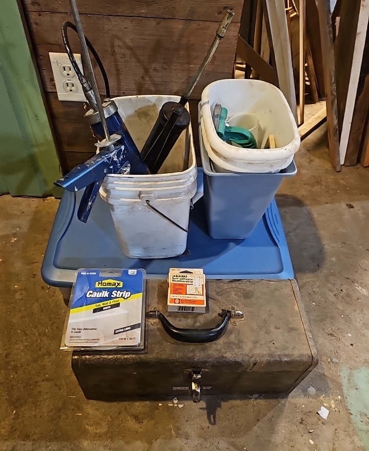 R9 Caulking Handle, Sanding Equipment, Tool Chest With Tools And Two ...
