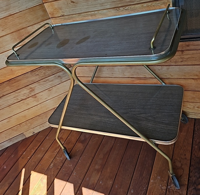 R1 (Outside) Vintage Metal Tea Cart #50851 | Auctionninja.com