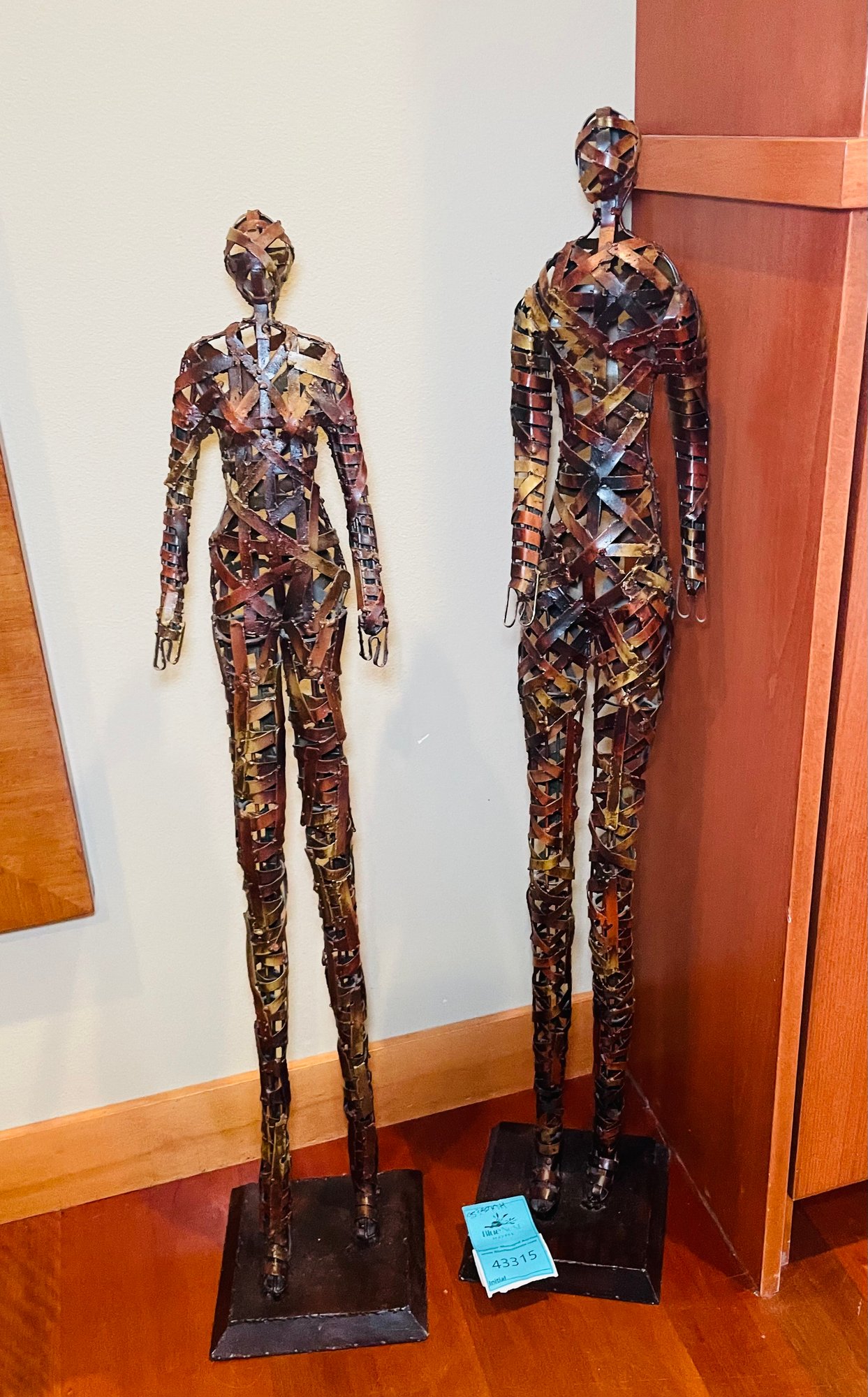 R2 Two Metal Human Sculptures #43315 | Auctionninja.com