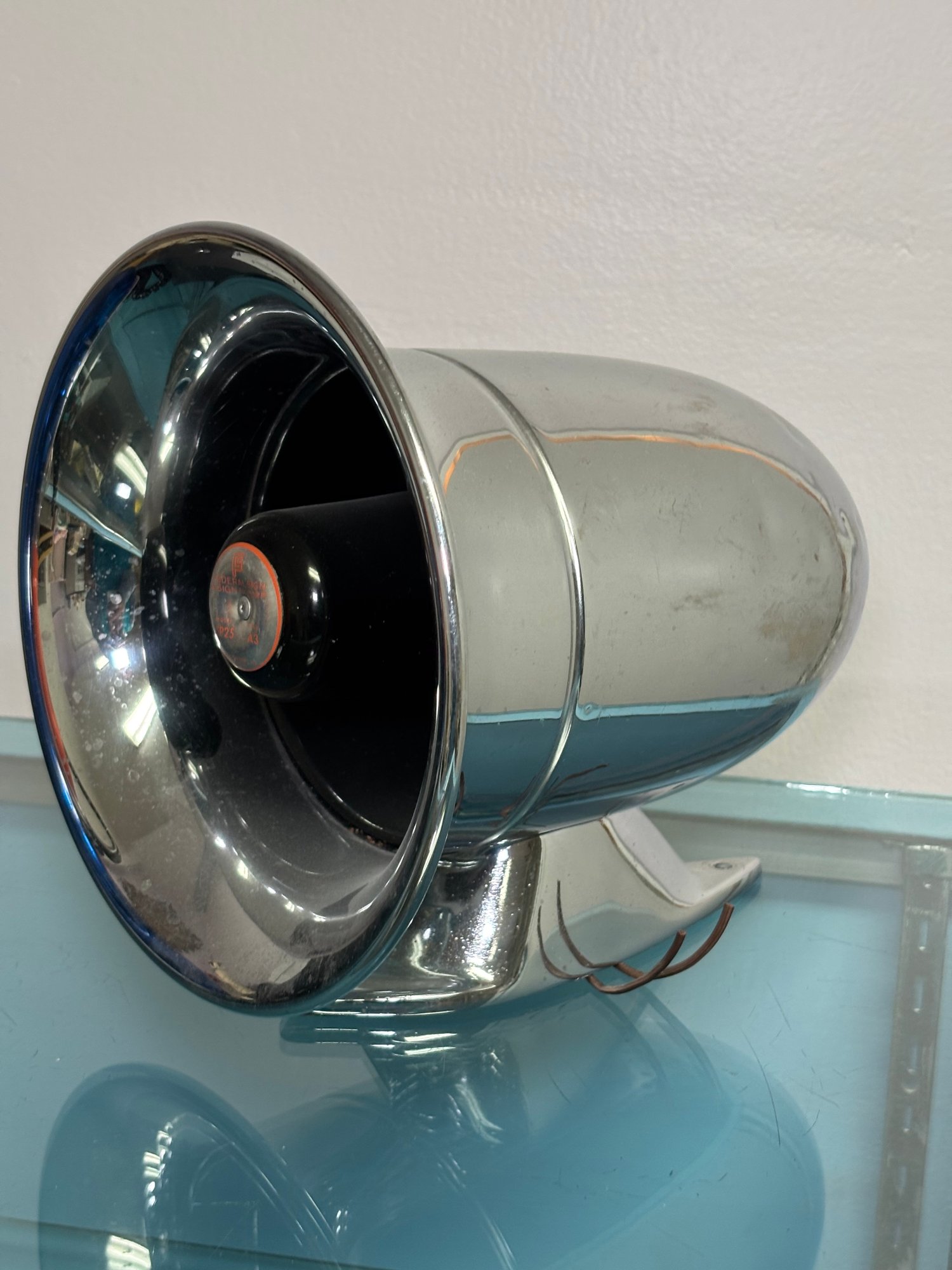 R8 Vintage Federal Signal Corporation Siren Speaker Model CP25 Series ...