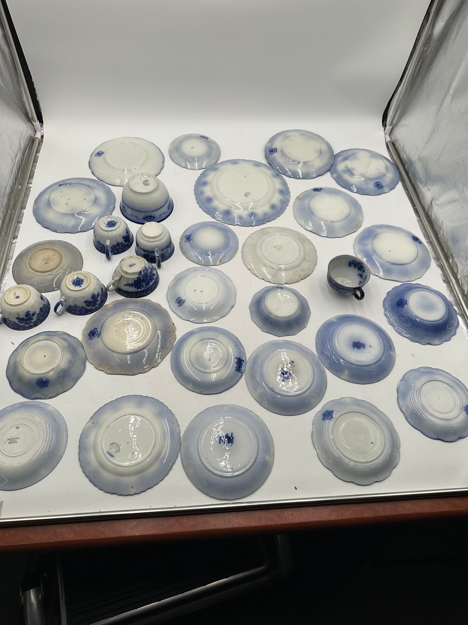 R1 Assorted Cobalt Blue China #59810 | Auctionninja.com