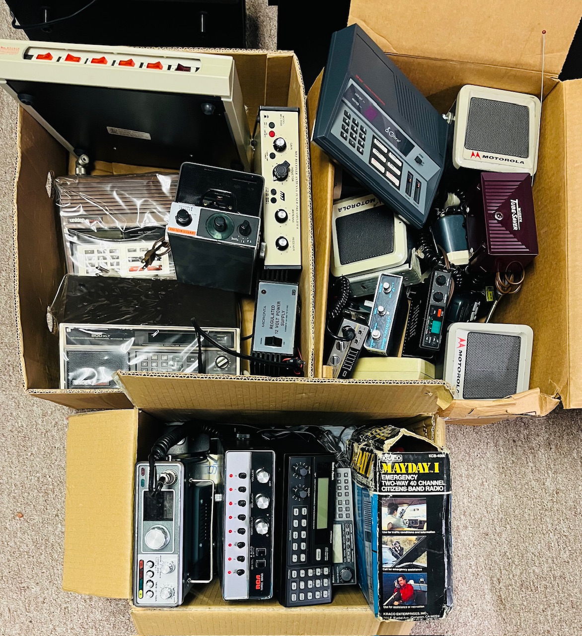 R13 Huge Lot Of Vintage CB Radios, Scanners, Speakers, Tuners Cobra ...