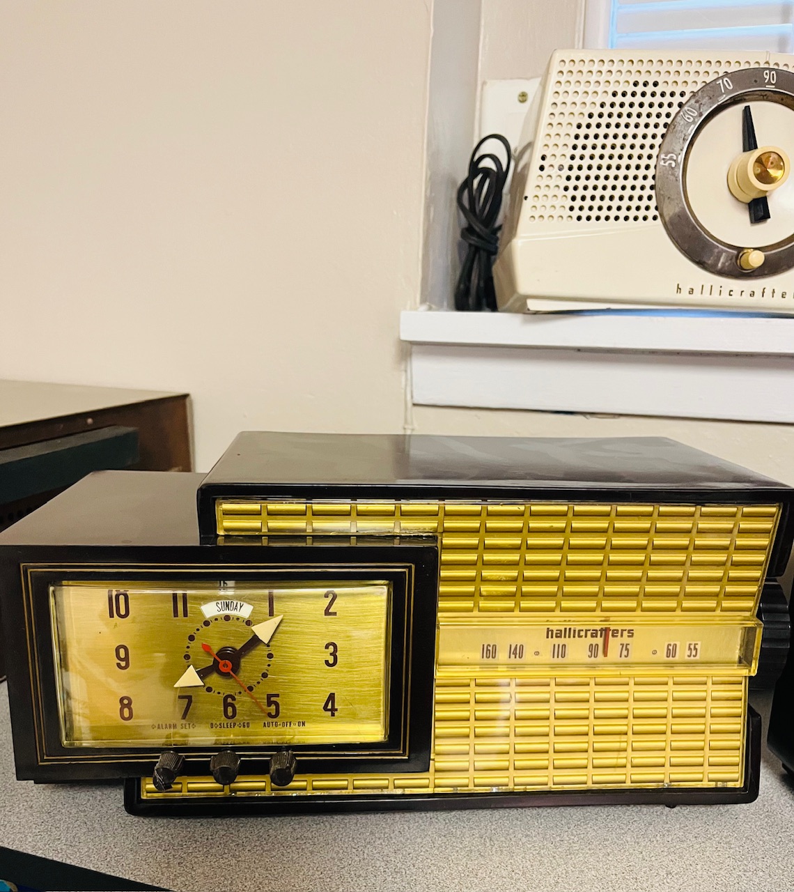 R13 Large Lot Of Vintage Hallicrafters Radios Londale #44582 ...