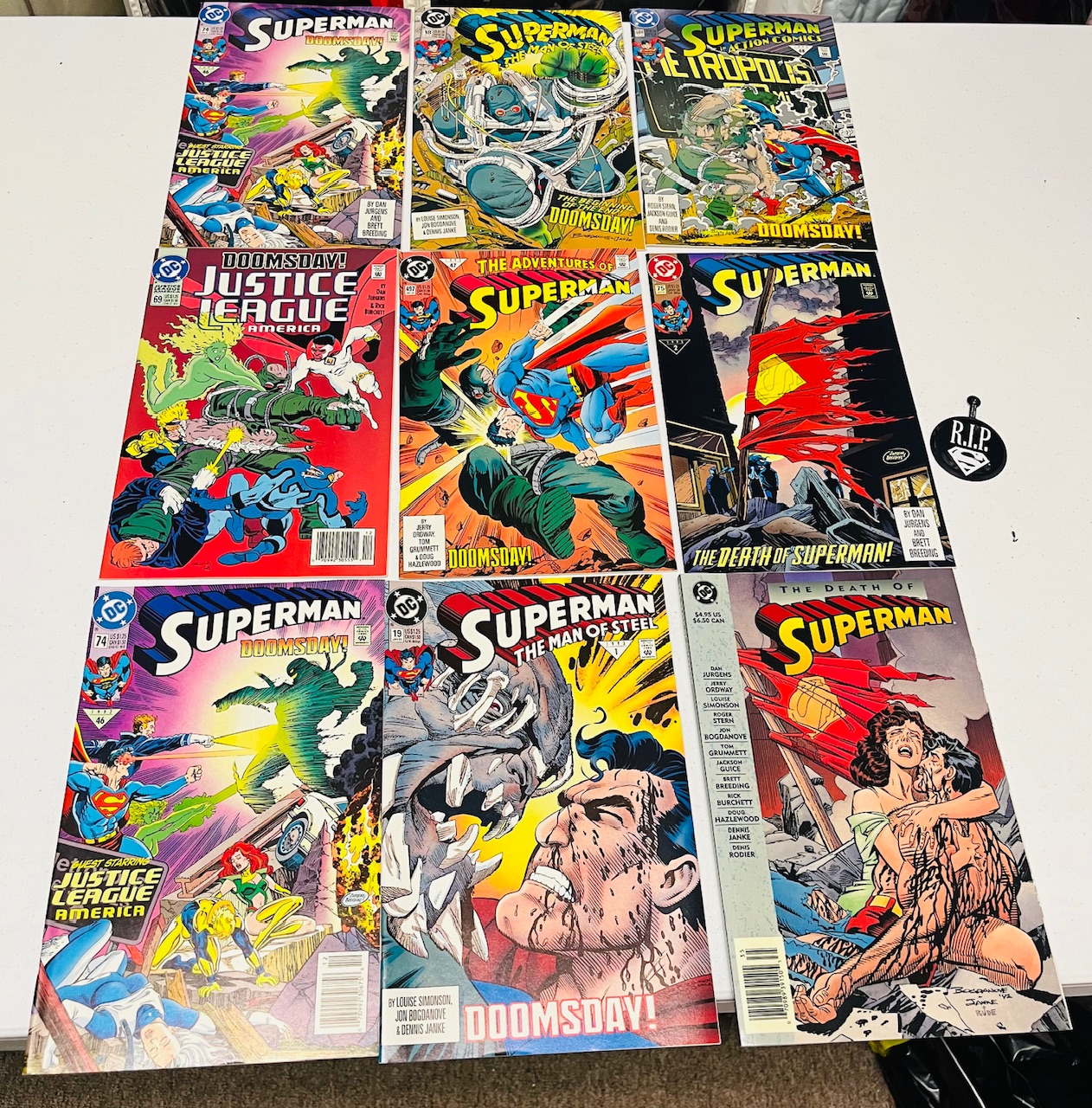 R11 Lot Of Superman Comics Death Of Superman, Doomsday Justice League ...
