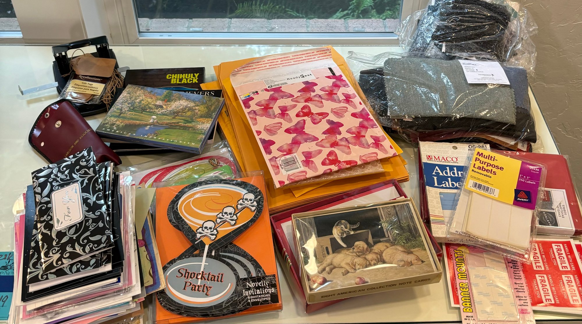 R6 Gifting And Crafting Lot To Include Gift Boxes, Cellophane, Shrink ...