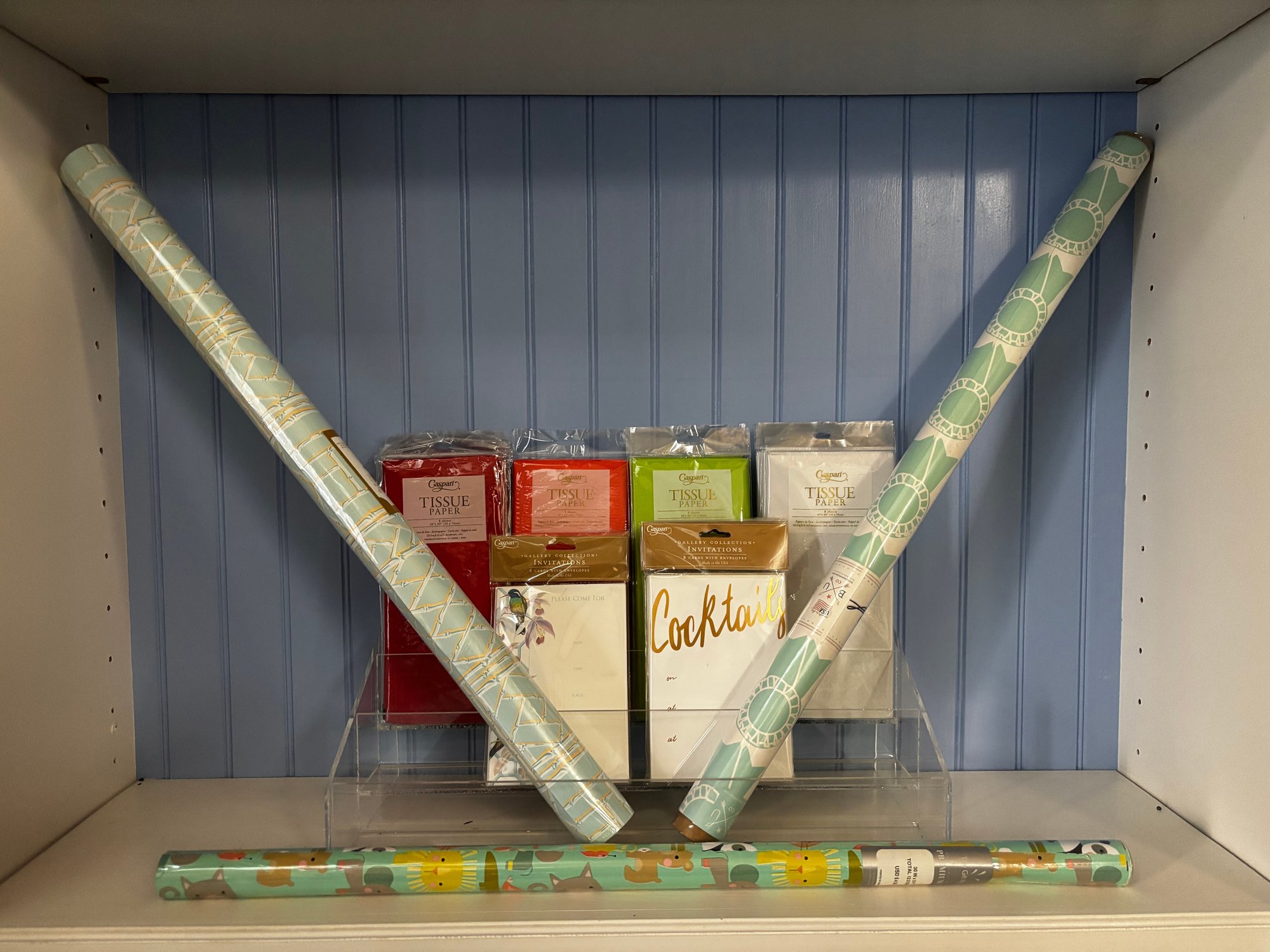 Collection Of Wrapping Paper And Tissue Paper #6485 | Auctionninja.com