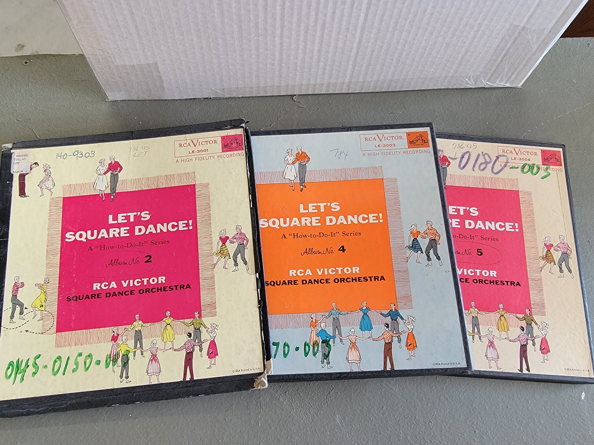 Let's Square Dance! 33-1/3 RPM Records #1081 | Auctionninja.com