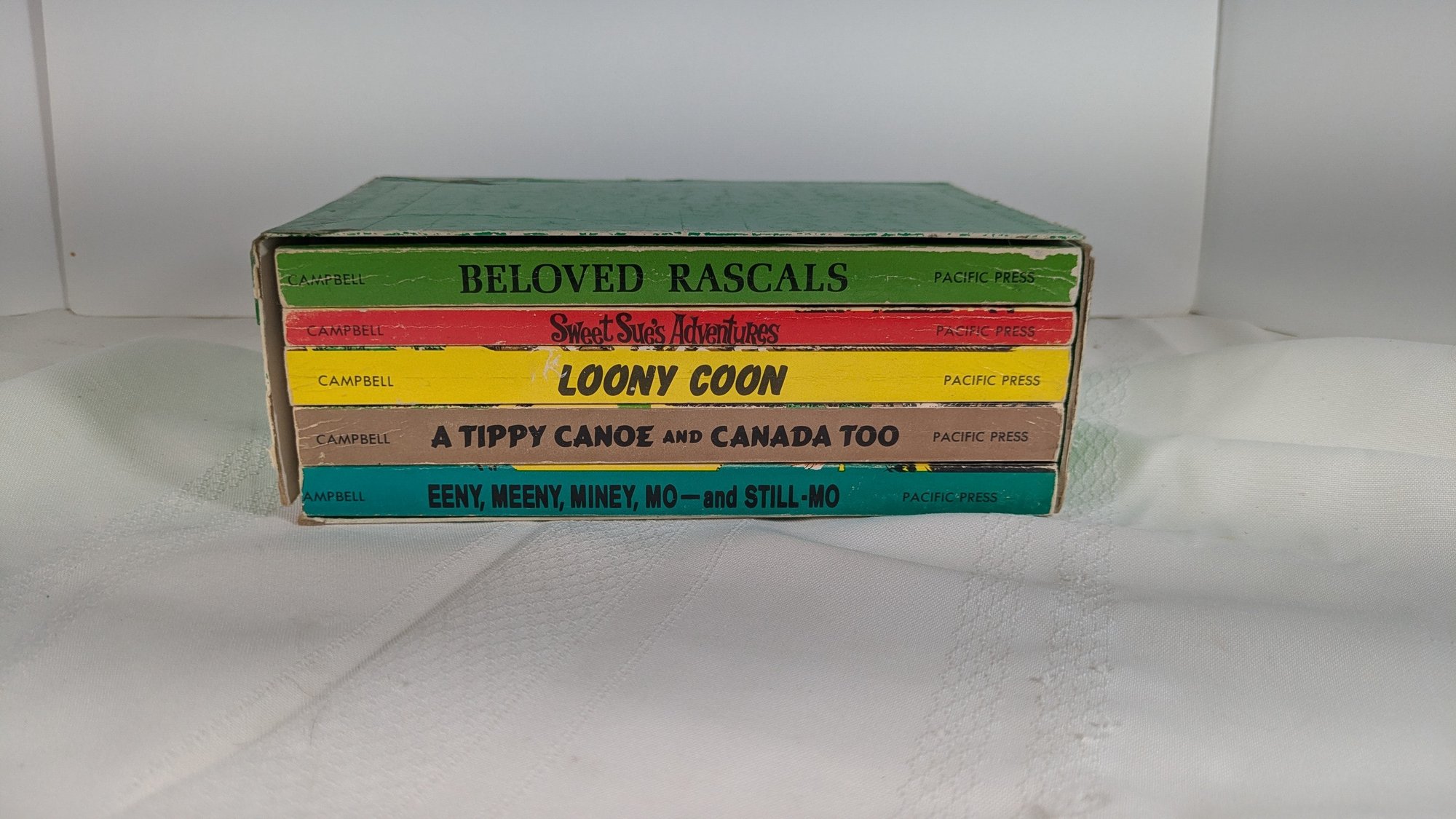 Christian Nature Book Set By Sam Campell #1104 | Auctionninja.com