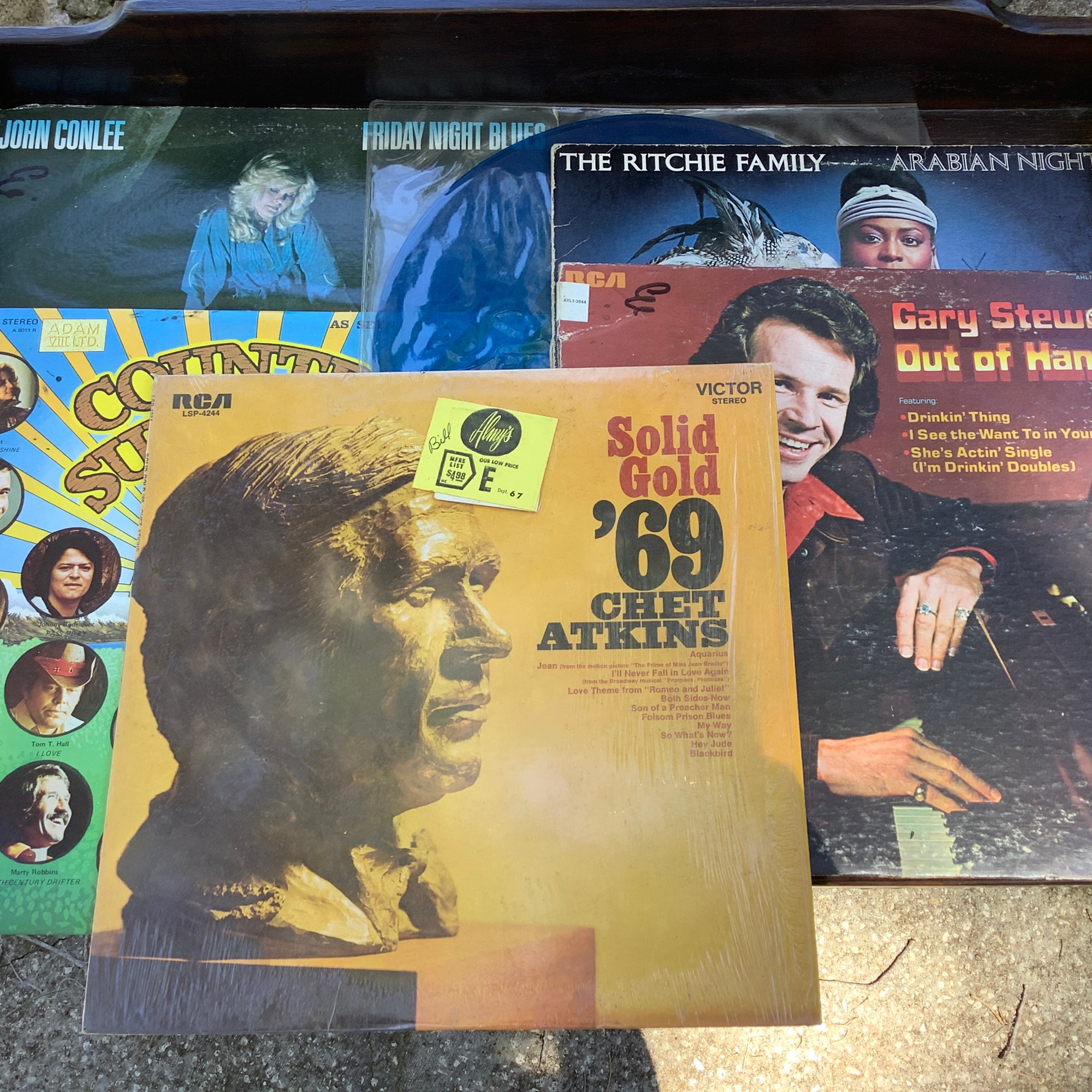 6 Albums, John Conlee, Ritchie Family, Gary Stewart, Chet Atkins, The ...