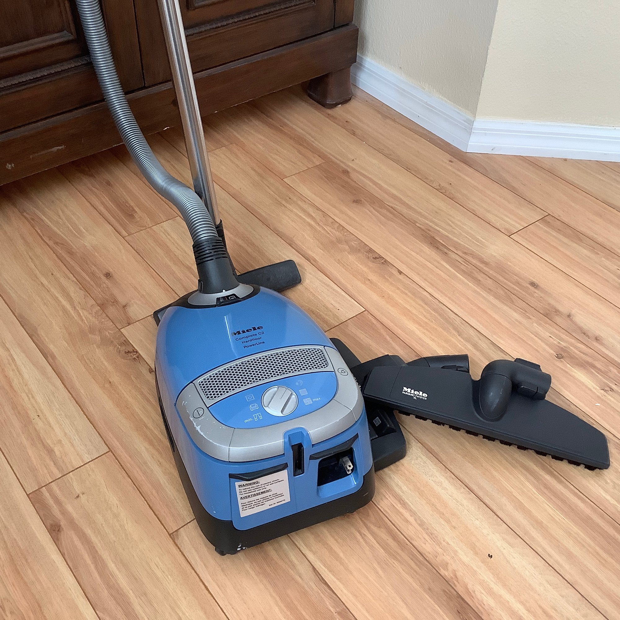 Miele Vacuum, Complete C2 Hardwood Floor Vacuum, Model SFAE0 #6974 ...