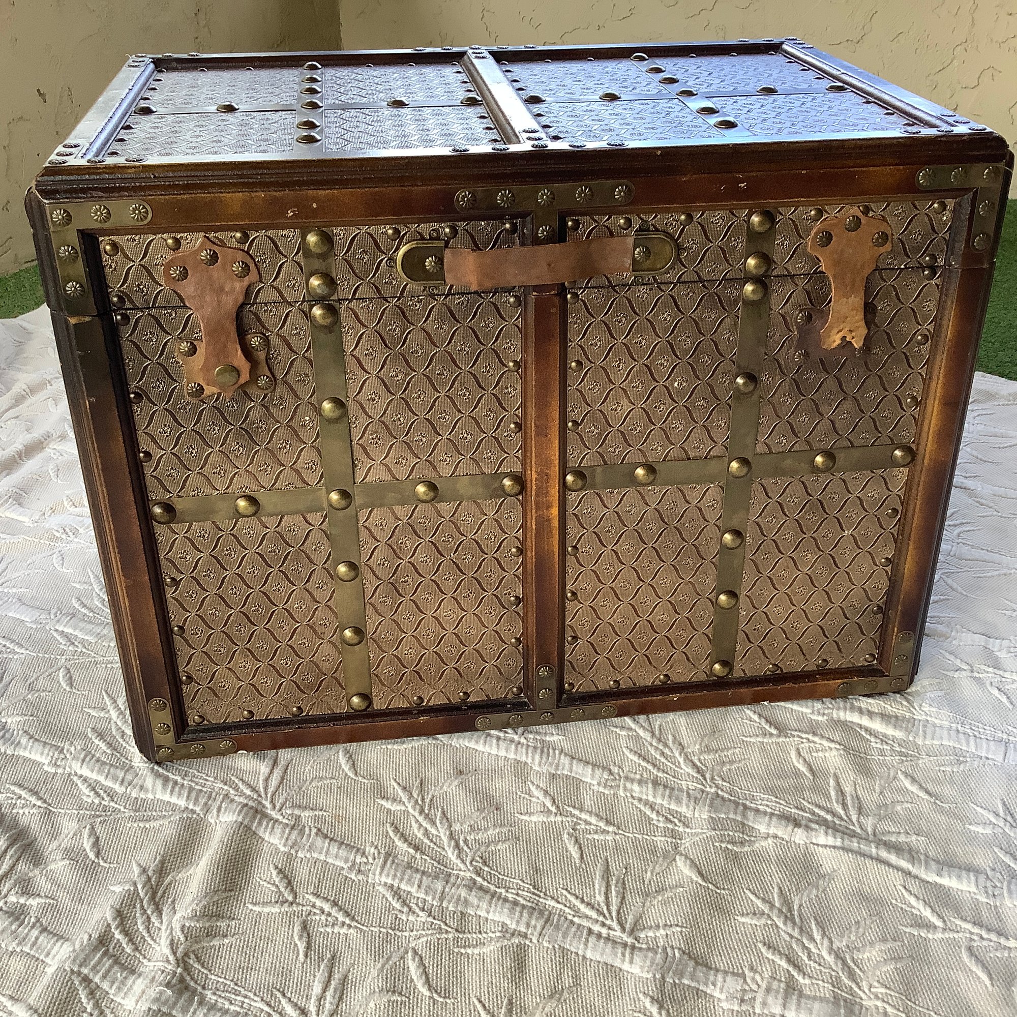 Unique Trunk With Metal Studded Wood And Metallic Vinyl Covering #6484 ...